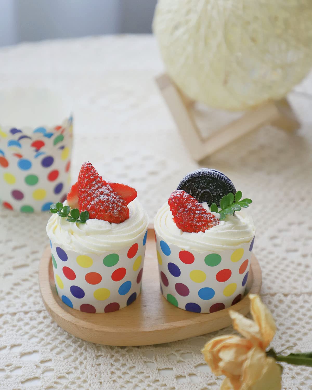 Bertacy 100-Pack Disposable Wrappers Large Paper Cake Baking Cup Cupcake Muffin Cases Birthday Party Decoration