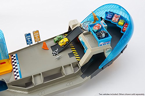 Disney Pixar Cars Mini Racers Rollin' Raceway Playset