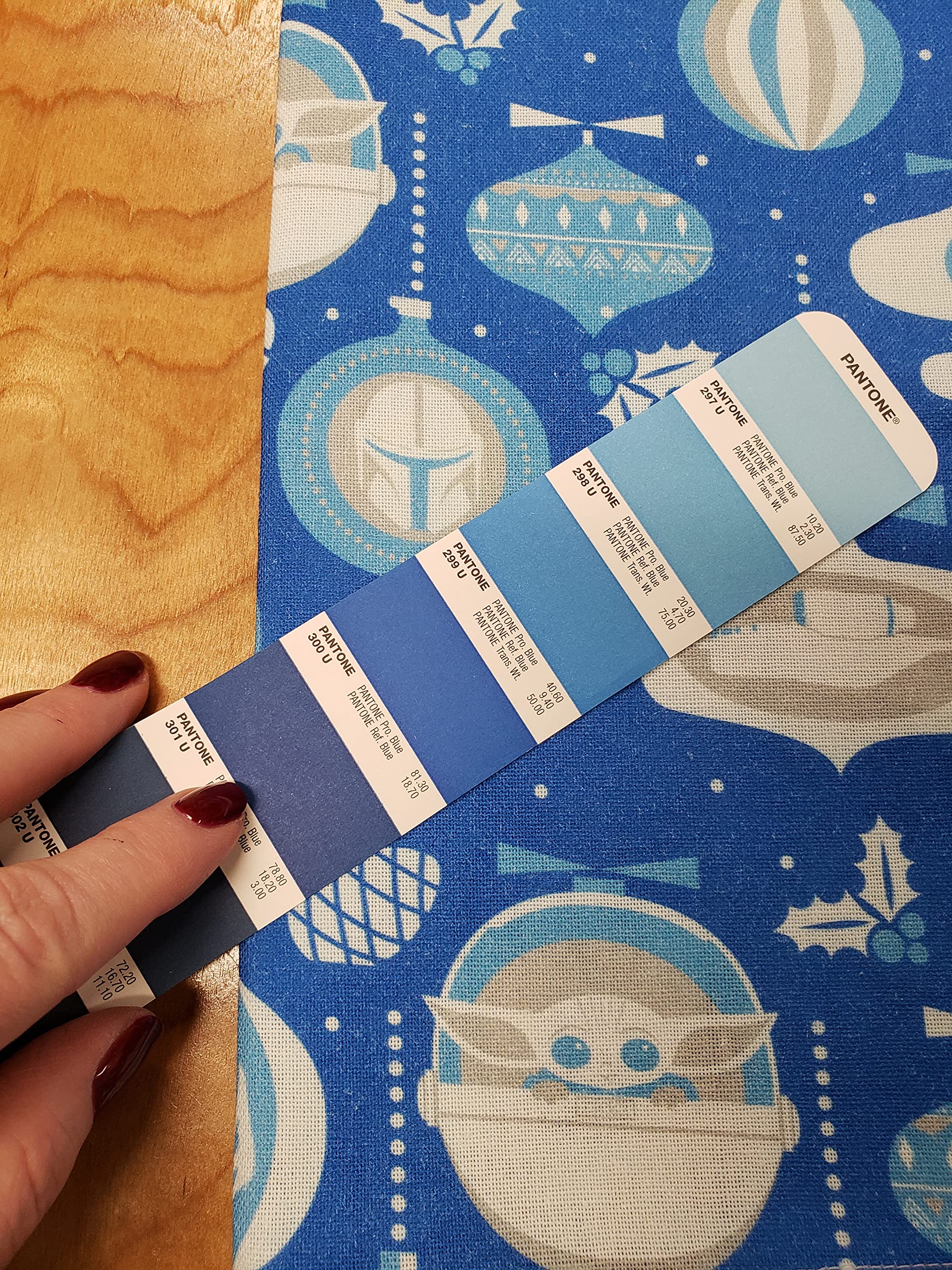Bioworld Star Wars The Mandalorian Grogu Holiday Blue & White Dish Towel