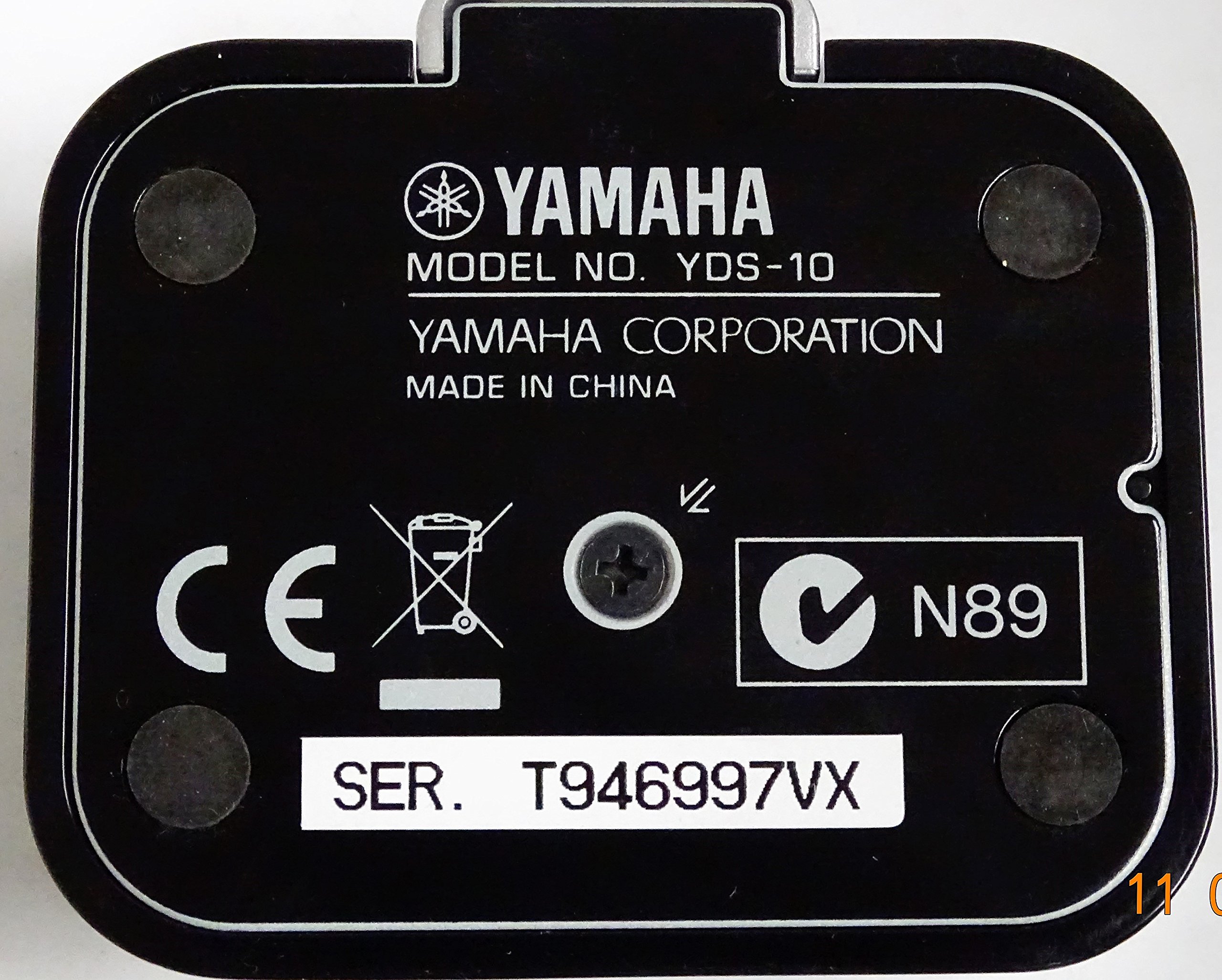 Yamaha YDS-10 Universal iPod Dock for Select Yamaha Home Theater Receivers