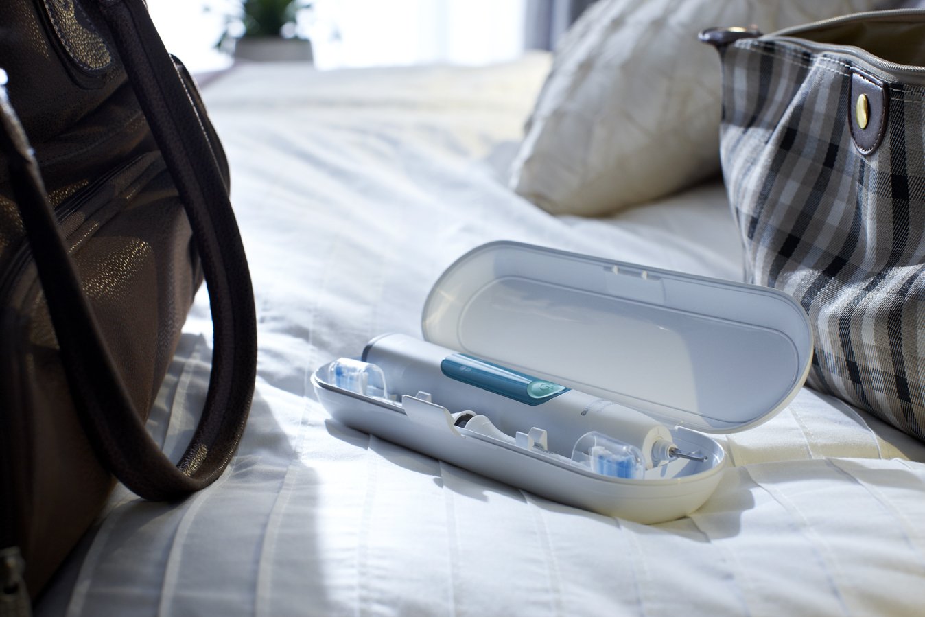 Philips Sonicare 3 Series Gum Health Sonic Electric Toothbrush, Hx6631/24, 1 Pound