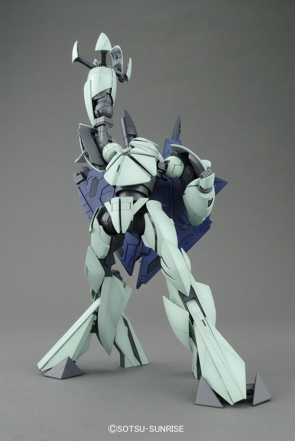 Bandai Hobby MG Turn X Model Kit (1/100 Scale), Model Number: BAN189508