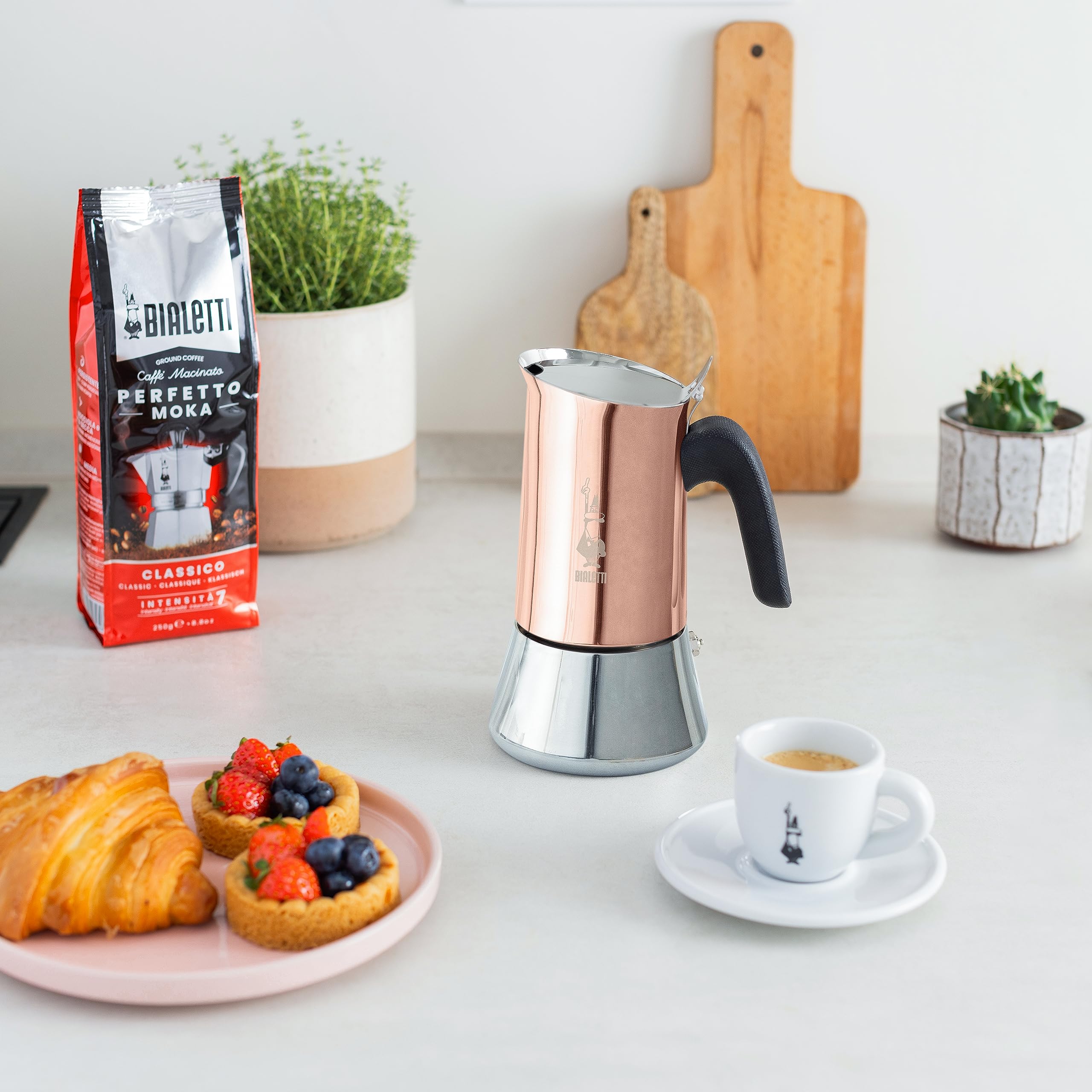 Bialetti - New Venus Induction, Stainless Steel Stovetop Espresso Coffee Maker, Suitable for all Types of Hobs, 6 Cups (7.9 Oz), Copper,Silver