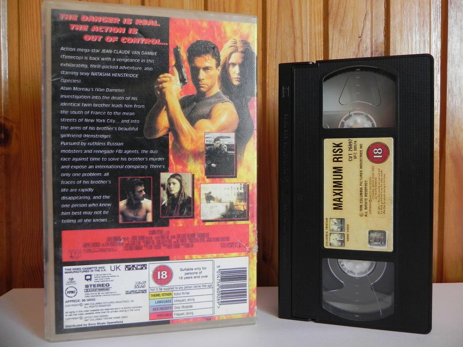 Maximum Risk - Columbia - Action - Ex-Rental - Van Damme - Large Box - Pal VHS