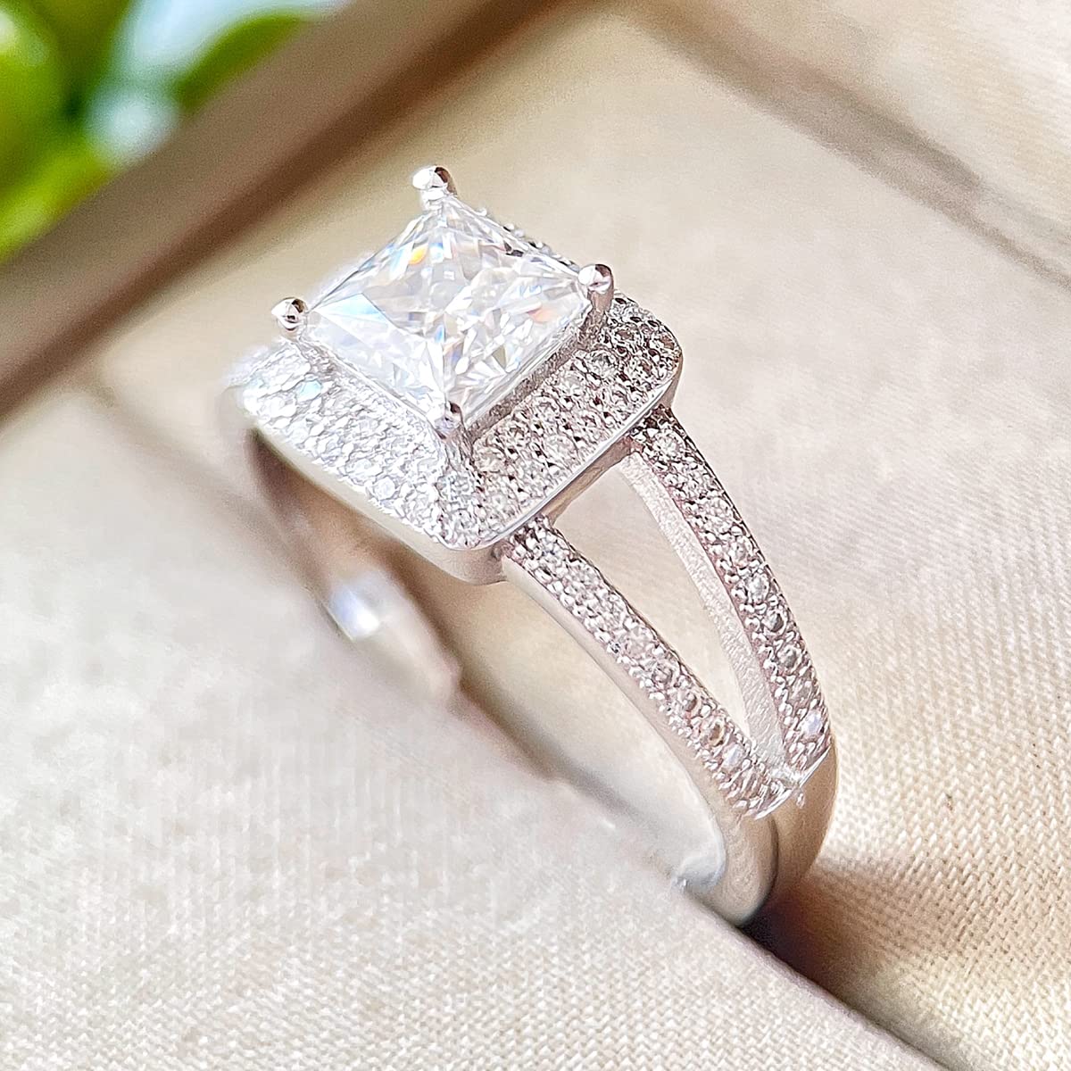 Auldey Engagement Rings For Women 925 Sterling Silver 1.5CT Princess Cut Sterling Silver Ring Split Shank Halo Mossanite Wedding Ring for Her Size 6-9, 8