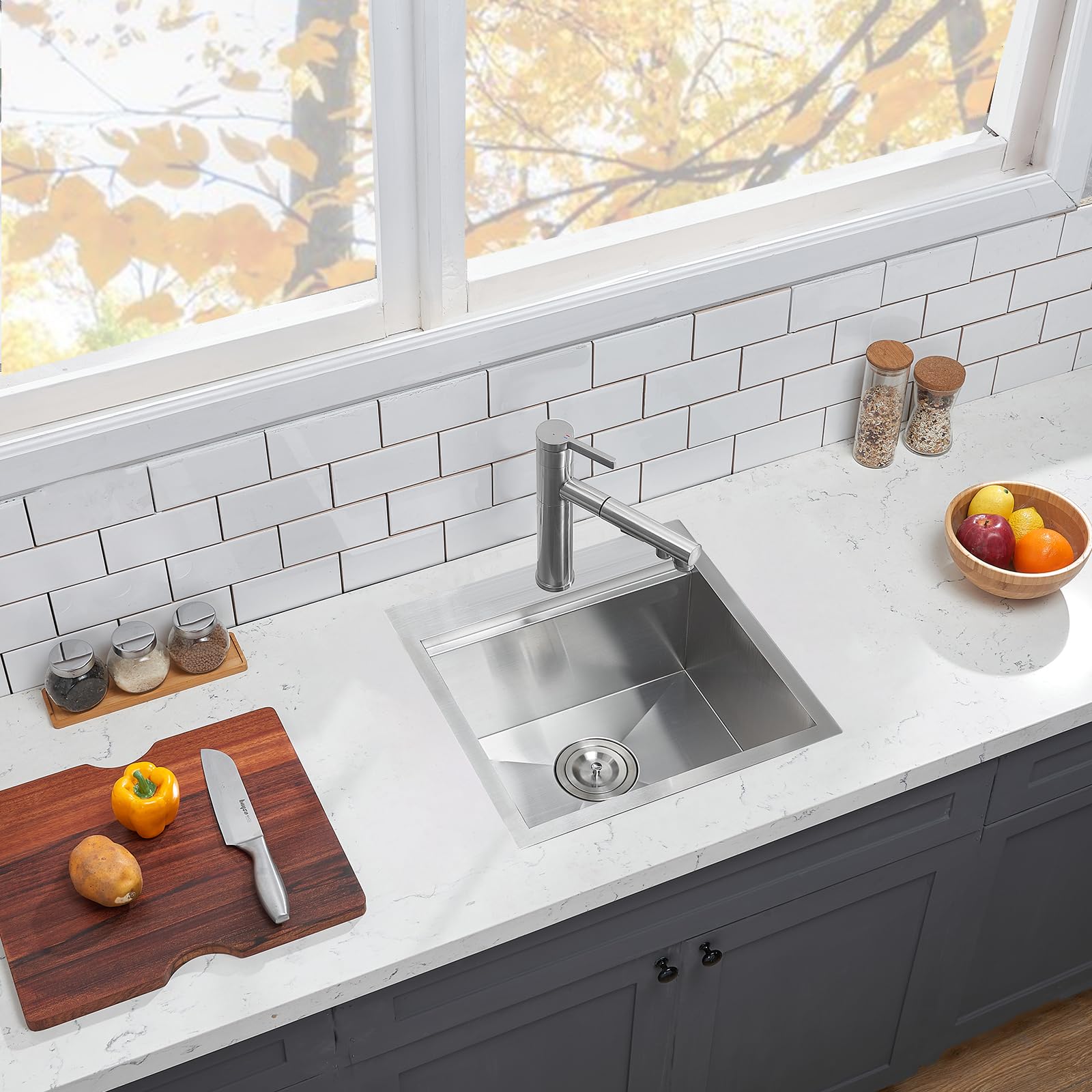 Black Farmhouse Sink, Stainless Steel Apron-Front Farm Sink, Single Bowl 33 Inch Farmhouse Kitchen Sink Workstation With Accessories