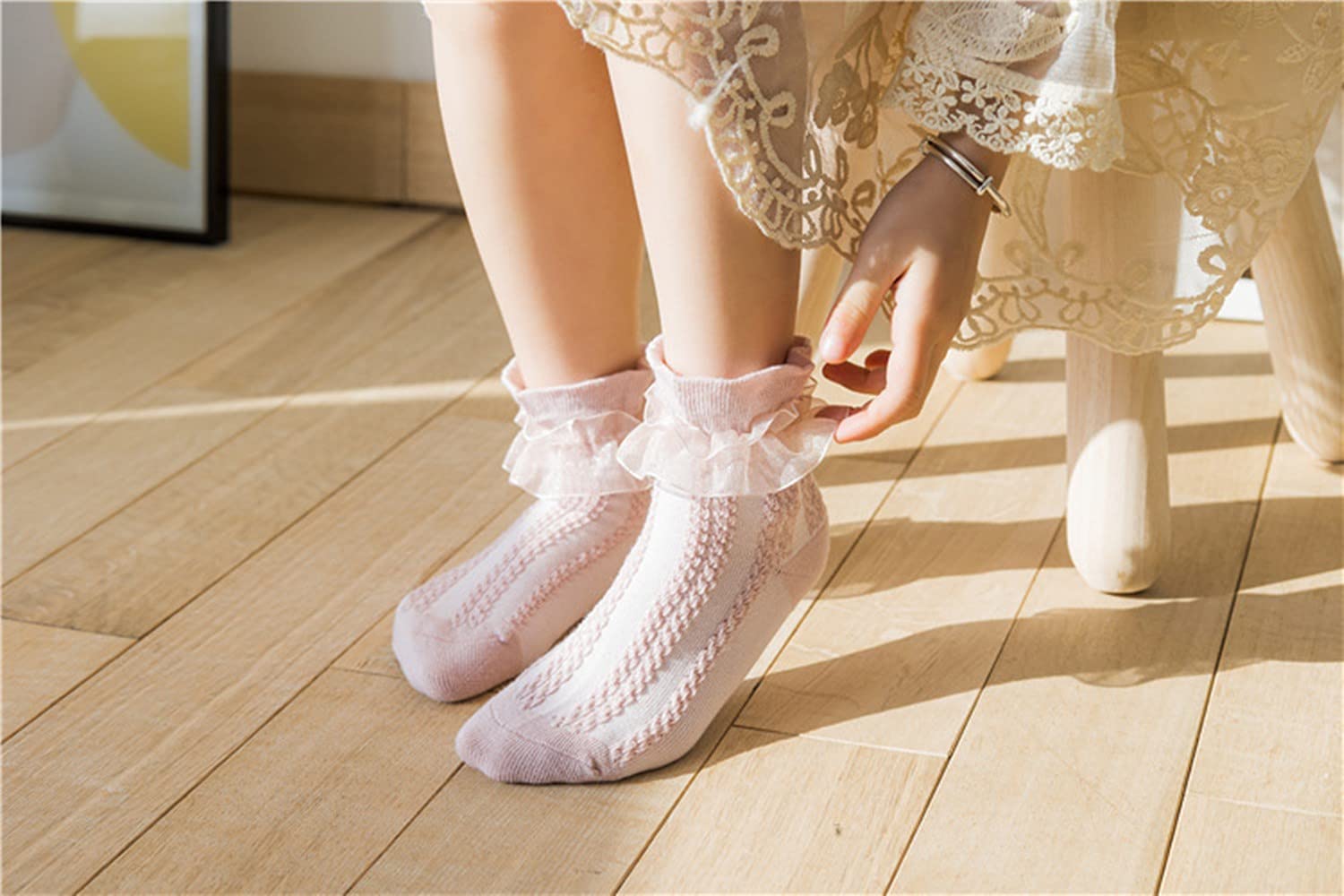 Girls Lace Ruffle Cotton Frilly Ankle Socks Cotton White Princess Dance Dress Socks for Little/Big Kids (US, Alpha, Medium, Mixed-color)