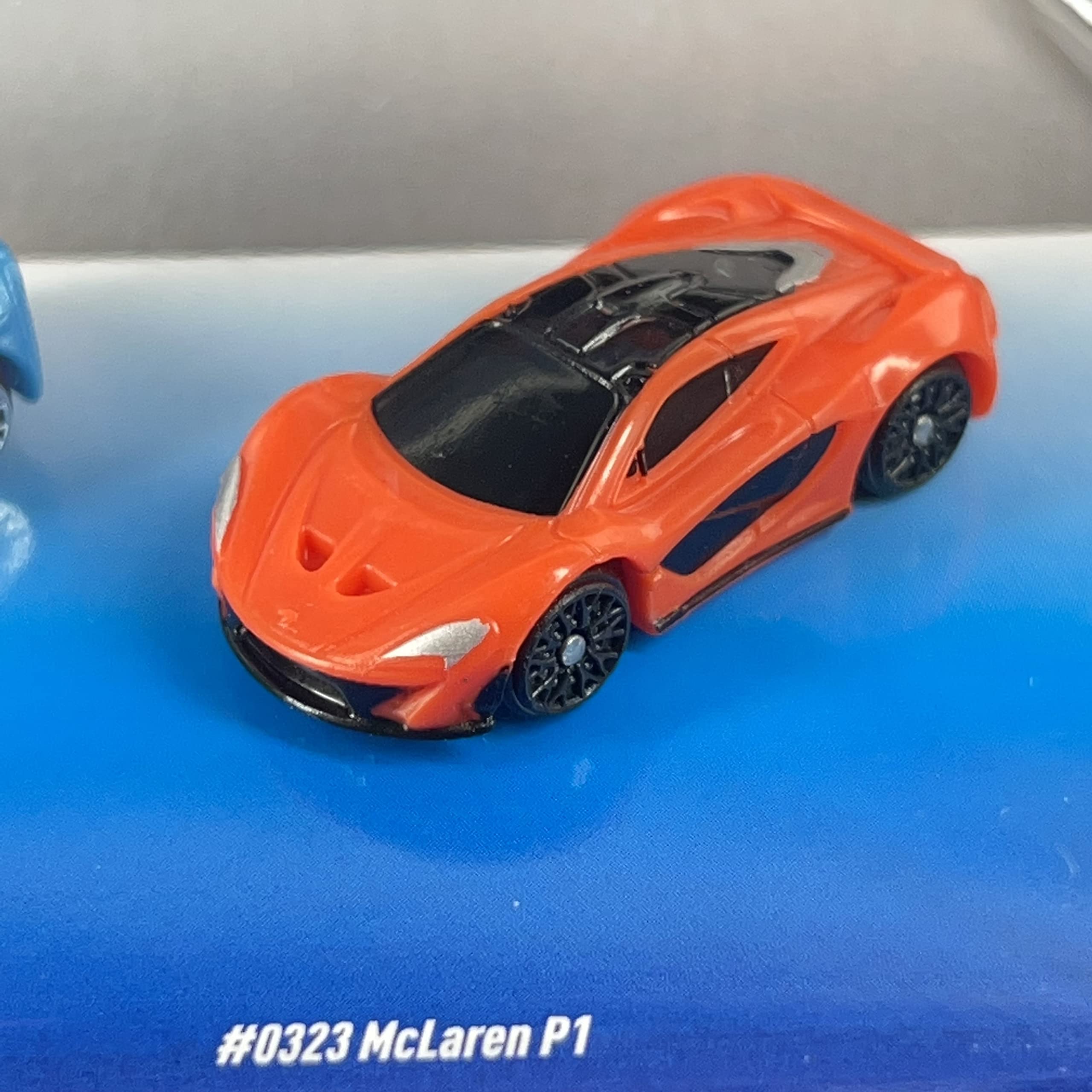 Micro Machines 2021 Series 6 Starter Pack #23 Micro Track Day - 1992 Jaguar XJ220, 2010 Corvette C6 Z06, McLaren P1