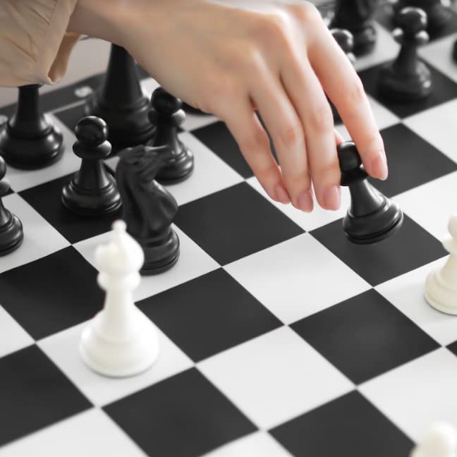 Best Chess Set Ever Queen's Gambit Edition Chess Set, 1X Single Weighted Staunton Pieces, with 20 in x 20 in Foldable Silicone Board, Single Weight Edition