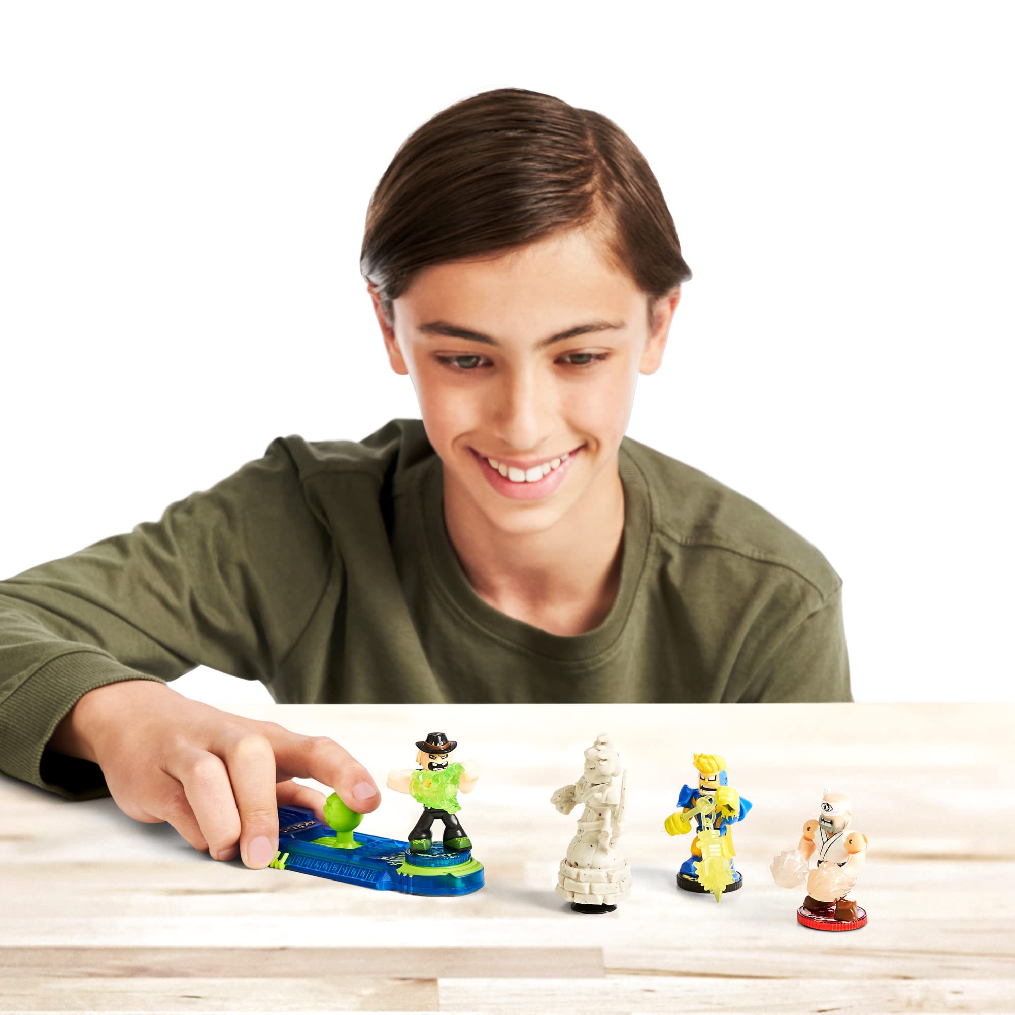 Legends of Akedo Powerstorm | Official Rules Starter Pack Legendary Punch Attack | 3 Mini Battling Action Figures with Training Practice Piece and Exclusive Joystick Controller
