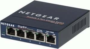 Netgear Prosafe Plus Gs105E 5-Port Gigabit Ethernet Switch - Switch - Unmanaged - 5 X 10/100/1000 - Desktop