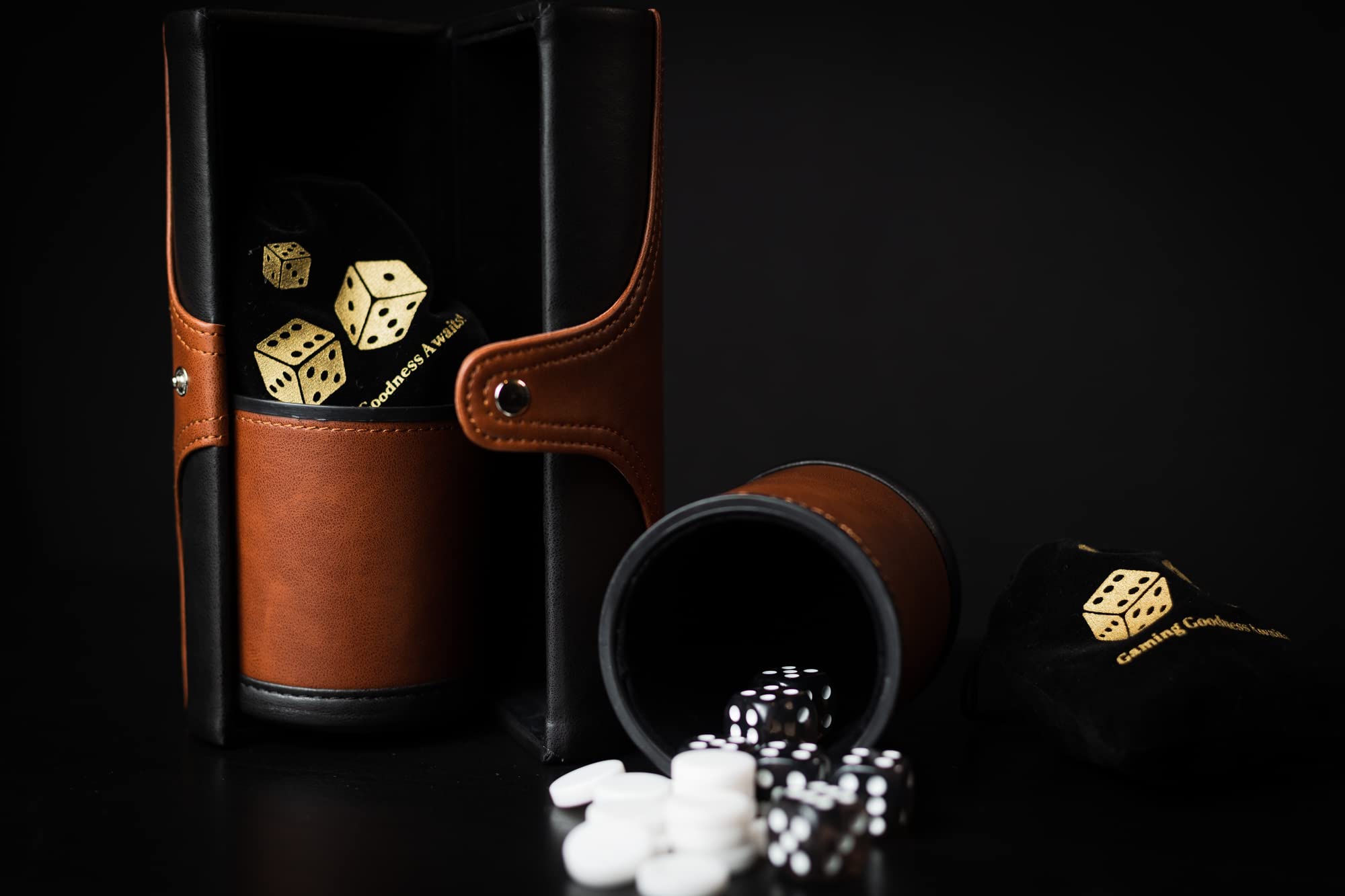 Harbor Loot PU Leather Double Dice Cup Set – Portable with Carrying Case, 2 Dice Cups, 2 Dice Bags, 12 Large Dice, and 30 Chips
