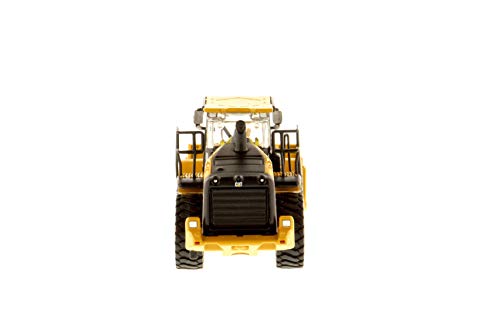 Diecast Masters 1:87 Caterpillar 972M Wheel Loader with Log Fork โ HO Series 85950