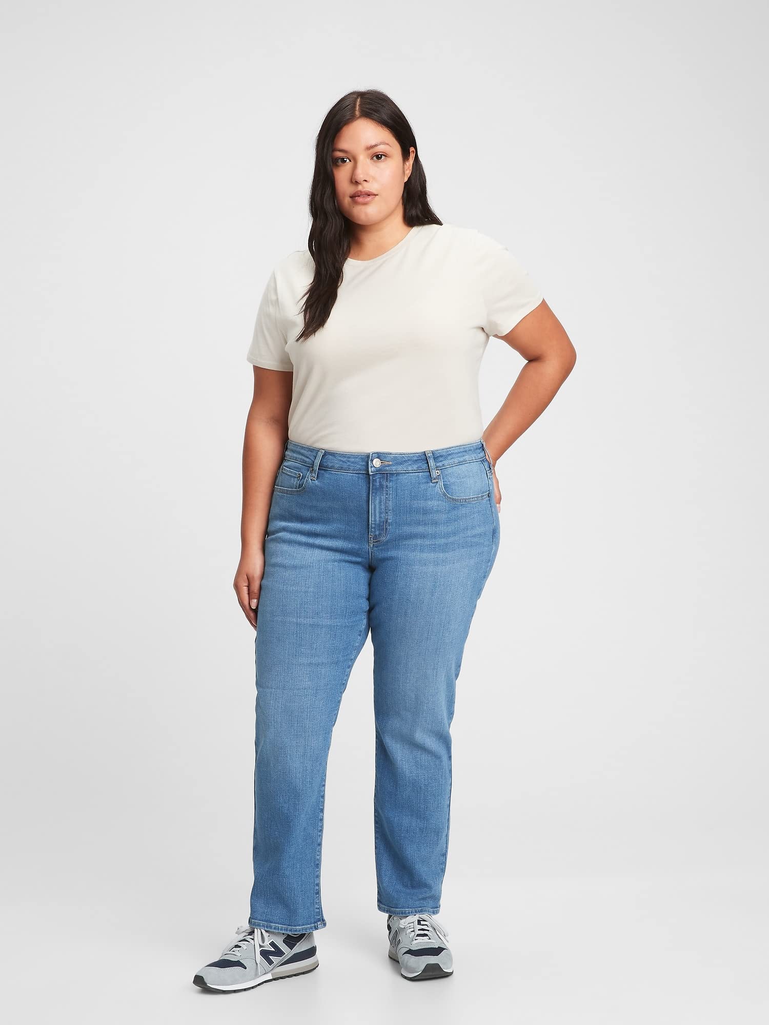 GAP Womens Classic Straight Fit Jeans, Medium Masco, 28 Regular US