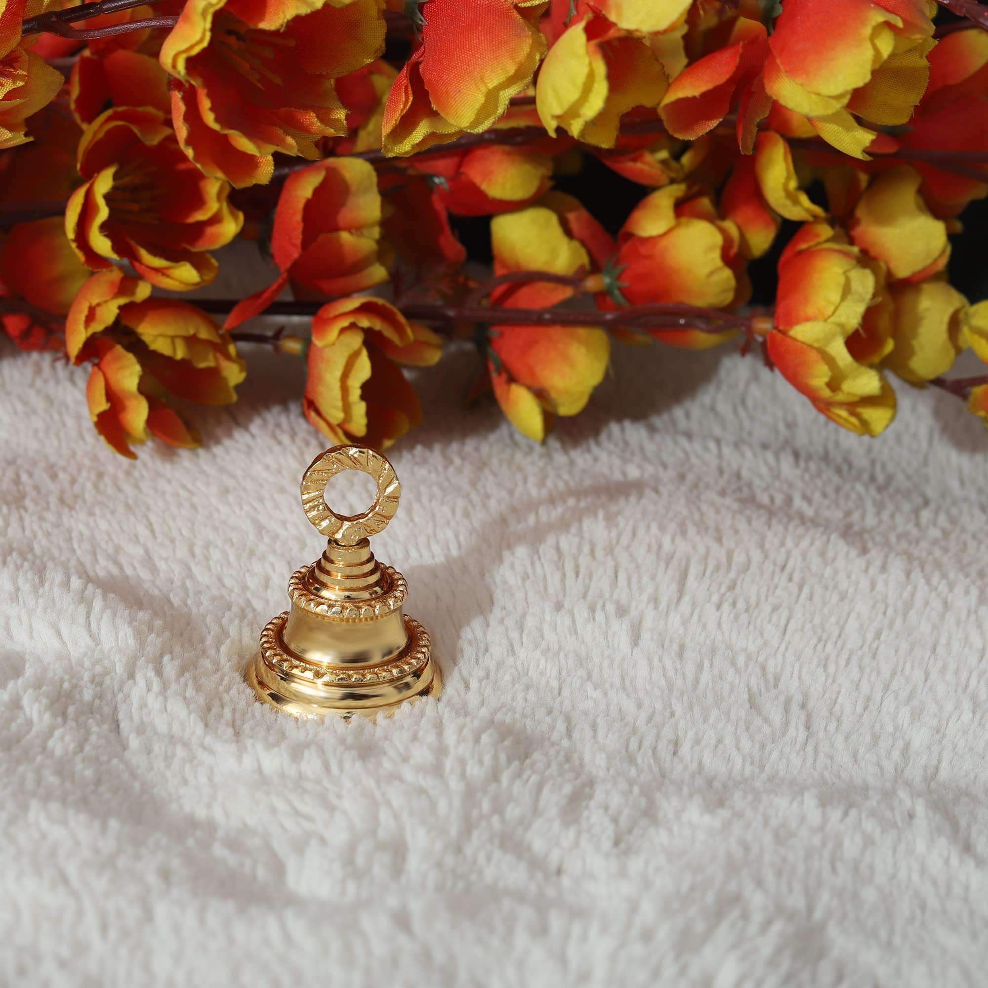 HANDTECHINDIA Set of Brass Plain 2 '' Bells Christmas Decoration Jingle Bell Sleigh Bell Jingle Bell Crafts Christmas décor Home décor Elephant décor Bells Musical Instrument Accessory. (20)