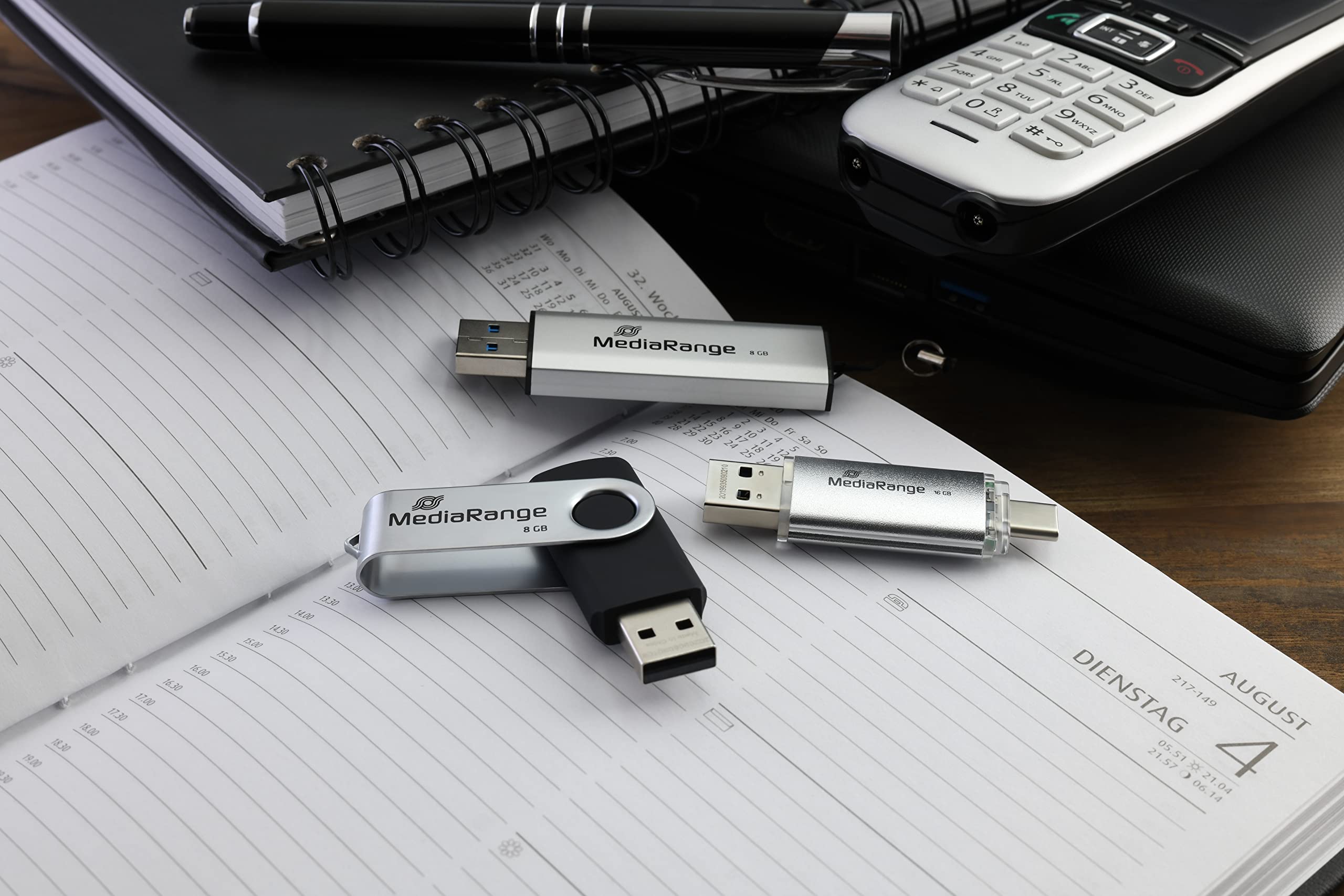 MEDIARANGE MR908 Flexi USB Stick 8GB 15MB/s USB 2.0 Black-Silver