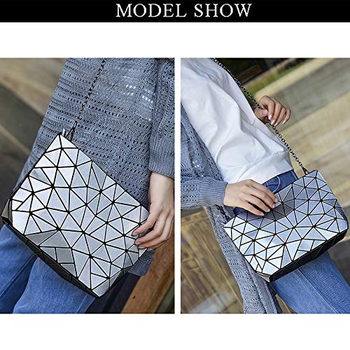 Danse Jupe Womens Geometric Purse Holographic Chain Crossbody Bag Clutch Purse Silver