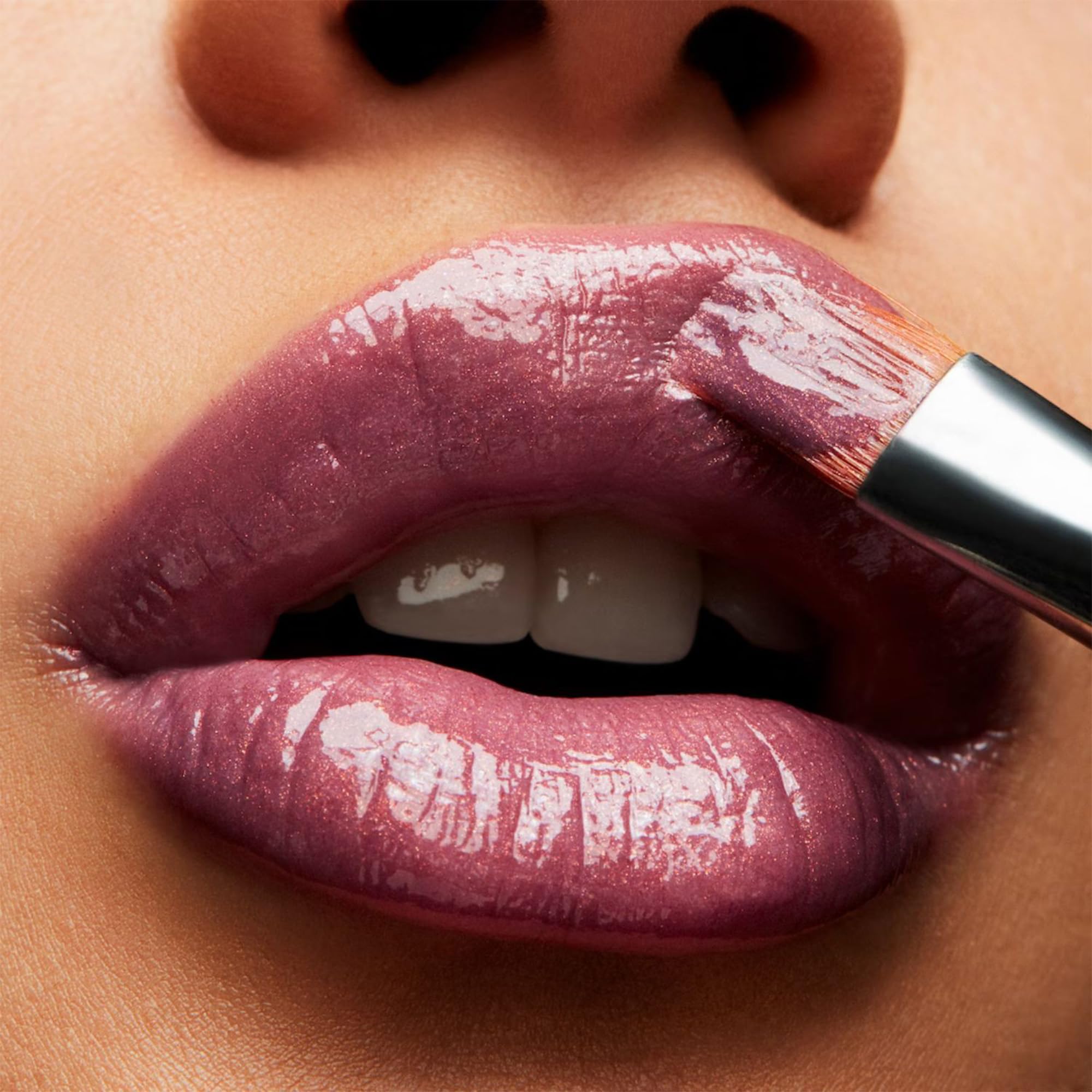 Mac Lipglass - LOVECHILD