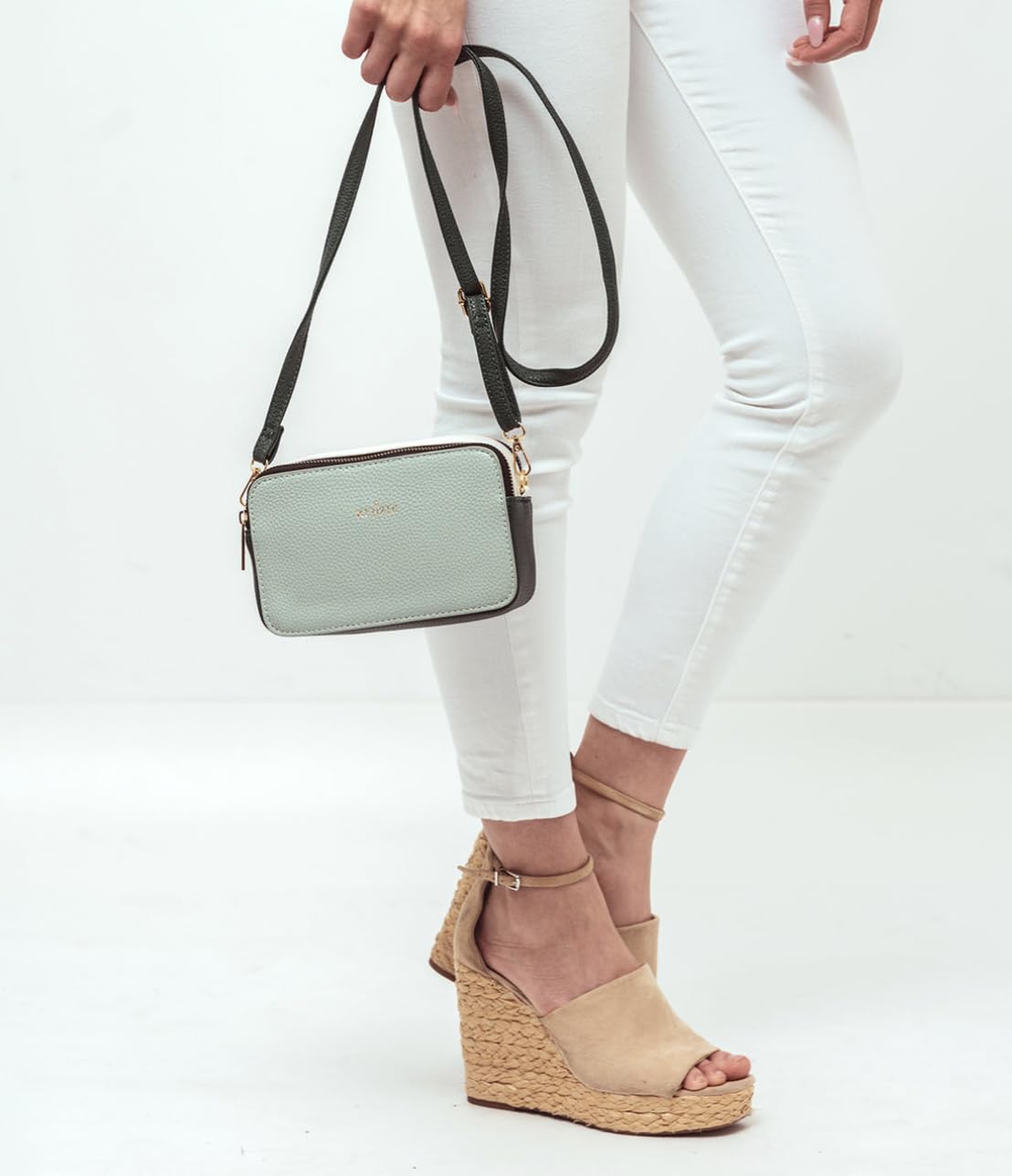 KEDZIE Color Pop Modernist Vegan Leather Crossbody Shoulder Compact Camera Shape Bag For Women With Adjustable Strap - Gray