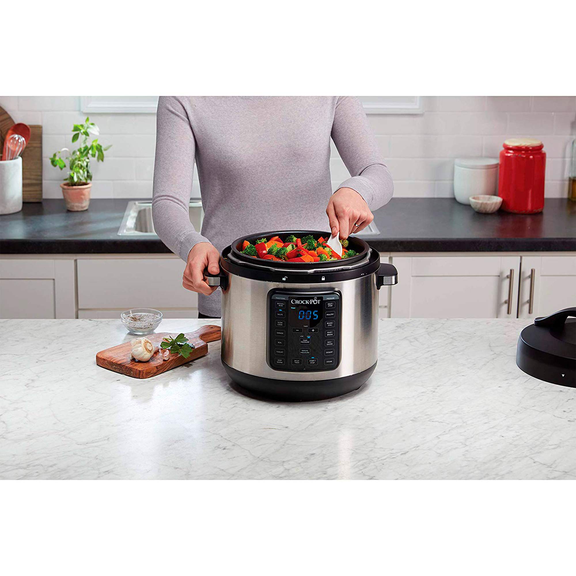 Crock-pot 8-Quart Multi-Use XL Express Crock Programmable Slow Cooker with Manual Pressure, Boil & Simmer with Extra Sealing Gasket, Stainless Steel
