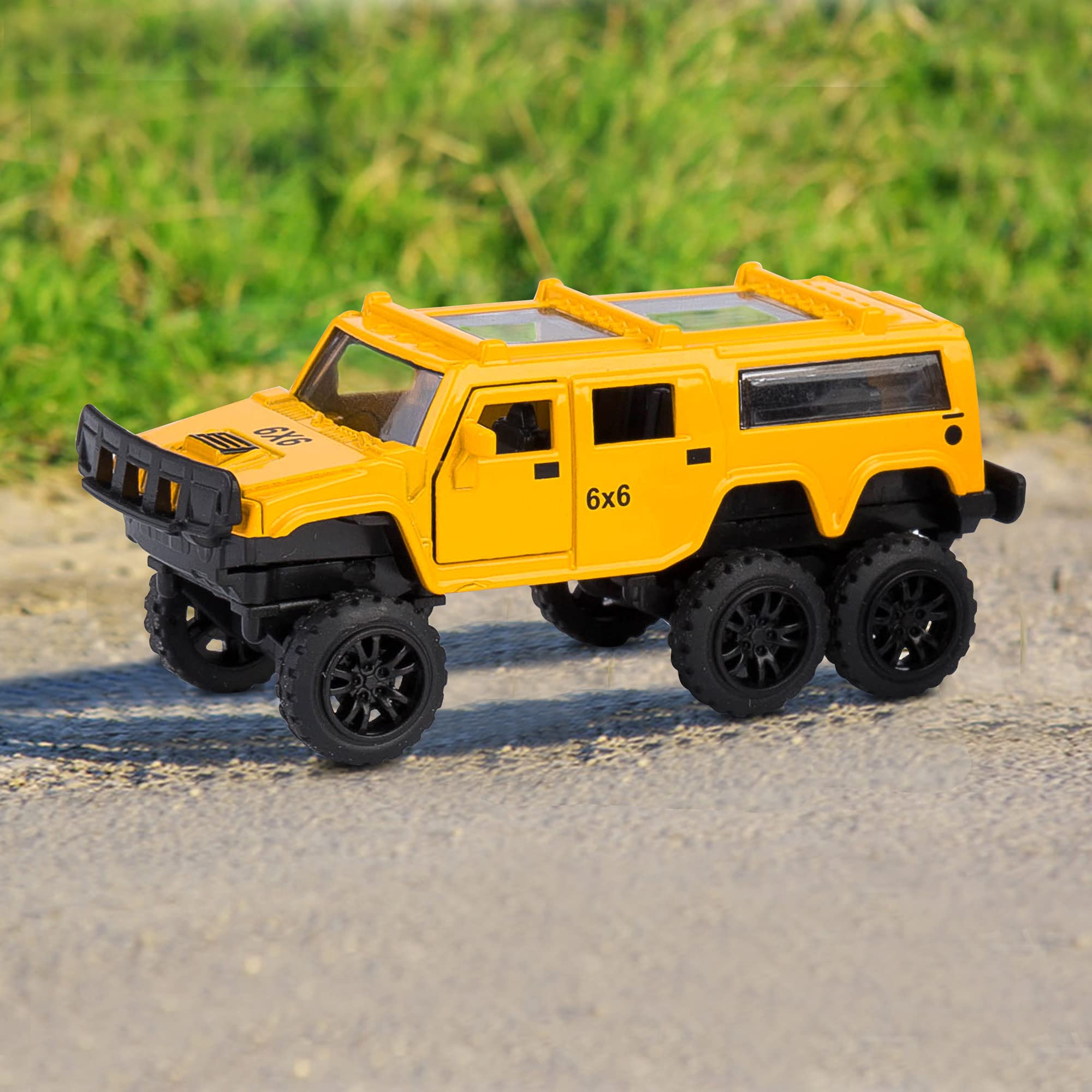 KIDAMI Diecast Toy Trucks 4 Pack Pull Back Toy Cars Openable Doors Off-Road Car Toys Birthday Gift for Boys and Toddlers (Original)