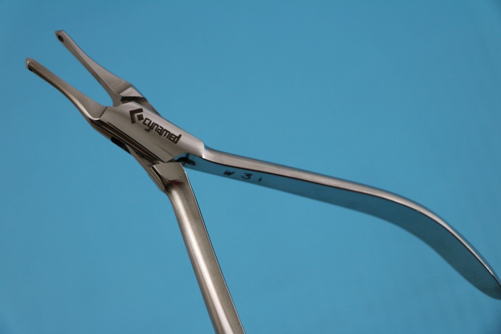 NEW PREMIUM GRADE SMALL NOSE PLIER OPTICAL PLIER !OPTICIAN TOOL -CYNAMED USA