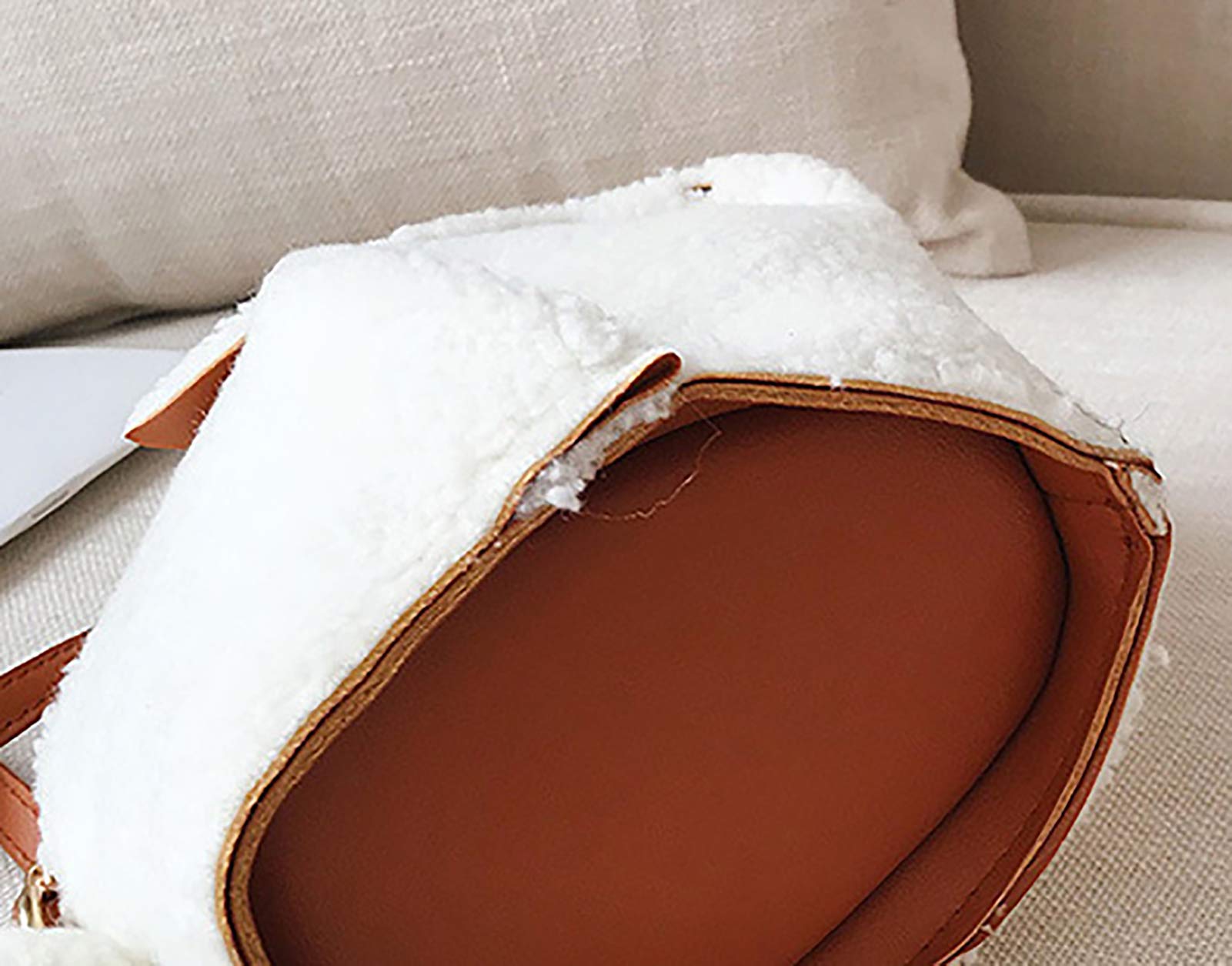 QZUnique Rabbit Shape Handbag Women's Lovely Plush Toy Crossbody Bag Rope Strap Shoulder Bag