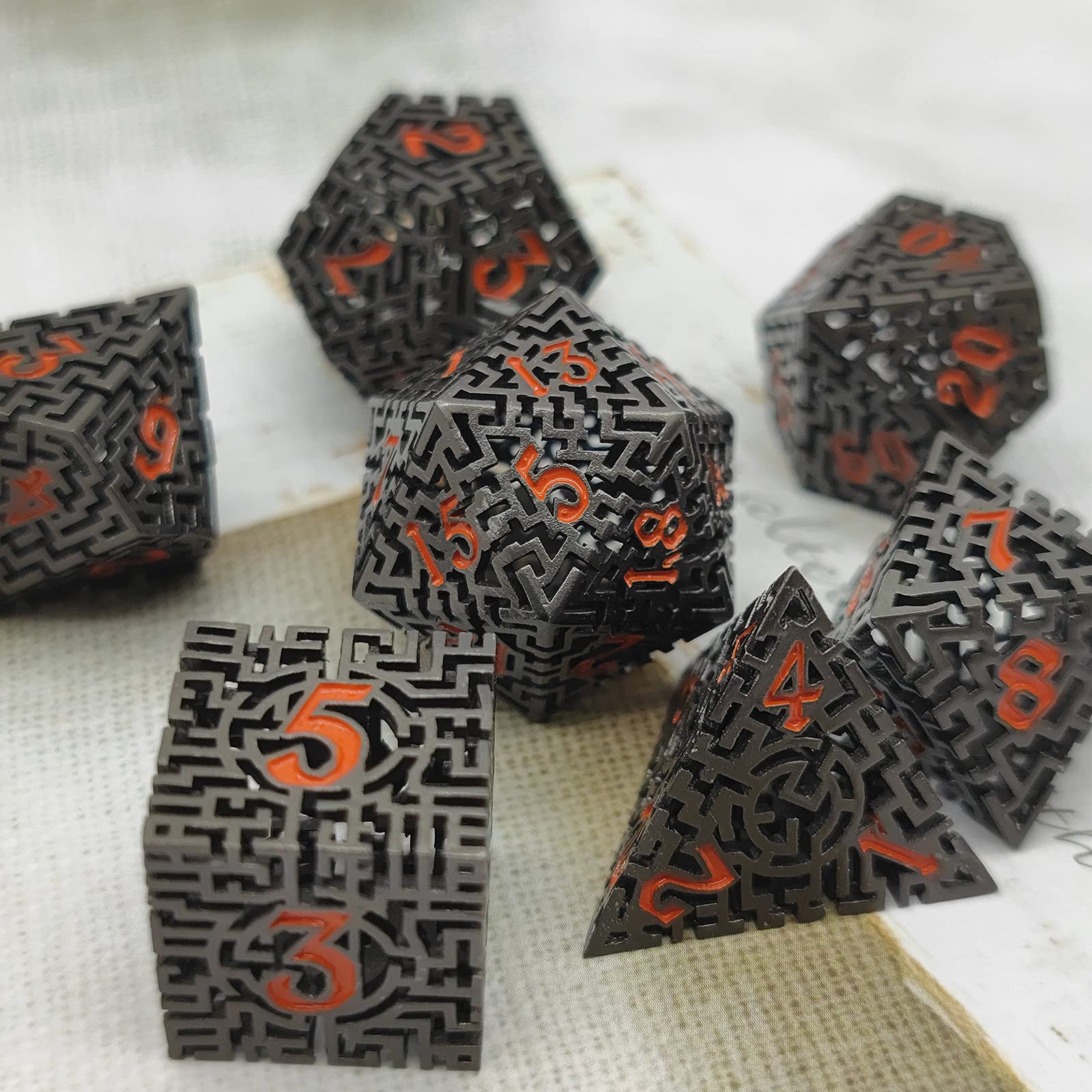 DND Metal Hollow Dice 7 Piece Set - (Free Metal Box) Maze Polyhedron Dice Suitable for Board Game RPG Math Teaching Warhammer MTG Game Dice (Pearl Gun)