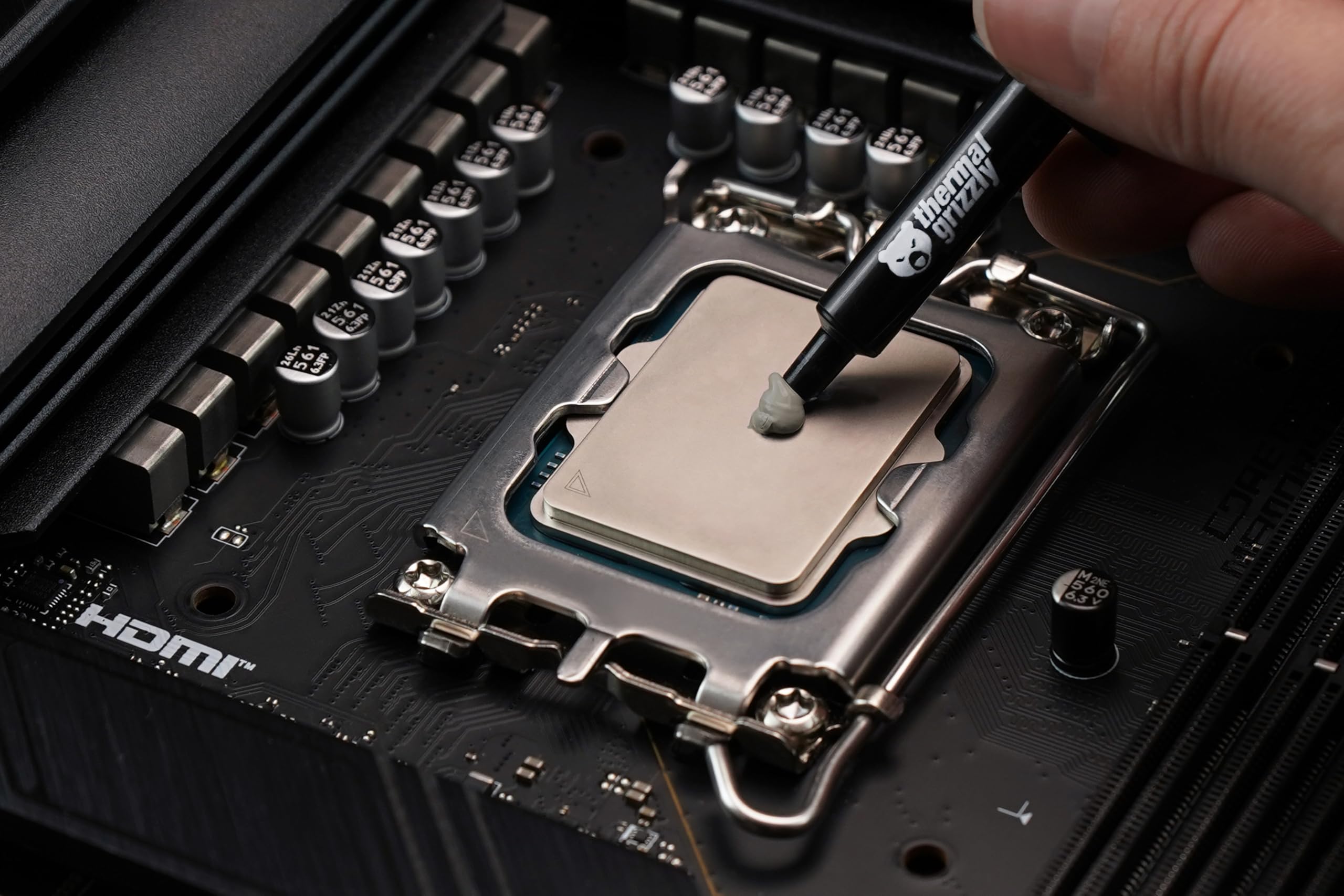 Thermal Grizzly - Hydronaut - 1 Gram - Conductive High Performance Thermal Paste - Ideal for Air and Water Cooling CPU/GPU - for Large Cooling Surfaces