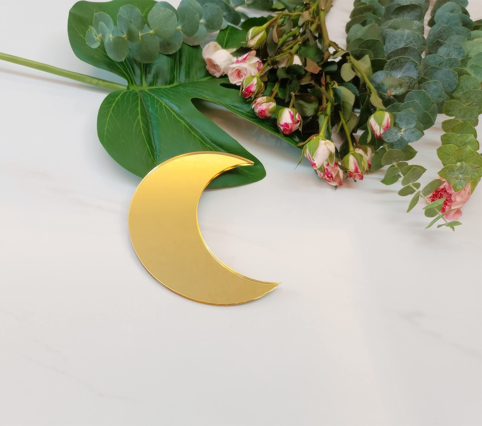 XIAOYUE 20pcs of Acrylic Moon Place Card,Celestial Wedding Place Cards ,Semi-Circle Place Names Blanks for Wedding ,Party&Festival Deco (Gold Mirror)