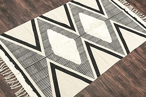 HOMEMONDE Boho Tufted Area Rug 2x4.3 ft Cotton Shaggy Geometric Runner Rugs with Tassels for Kitchen, Bedrooms and Living Room
