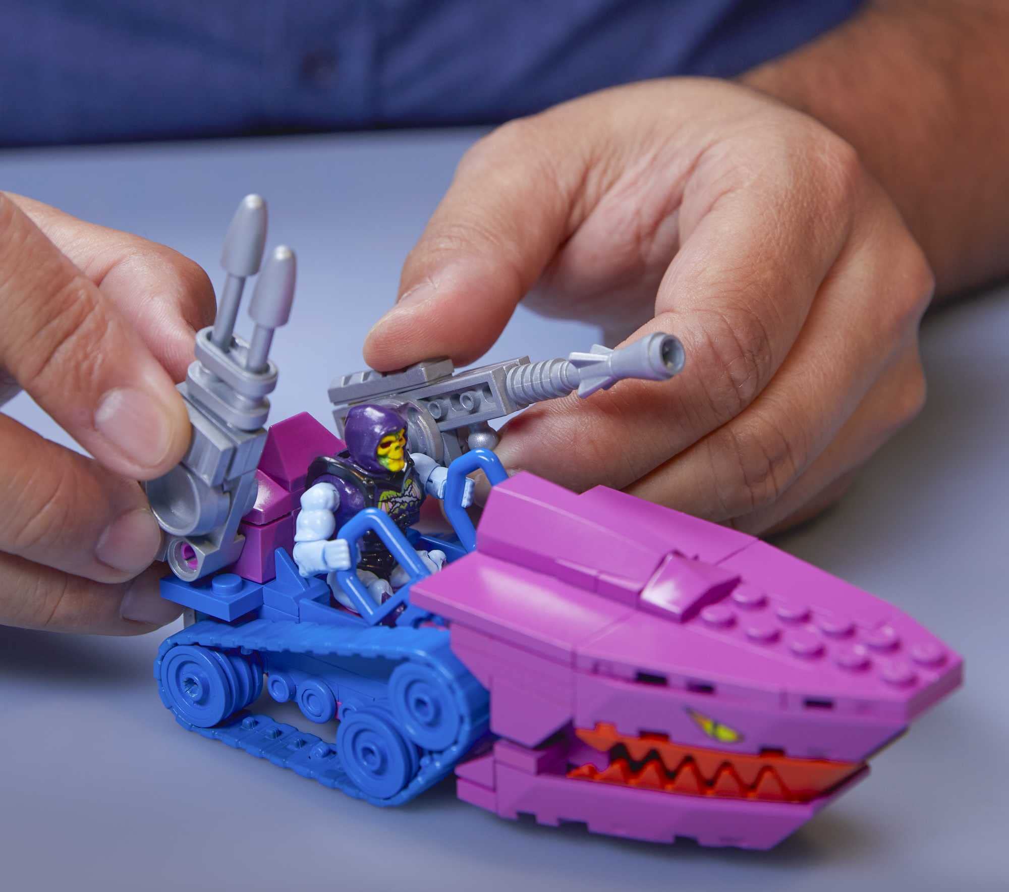 MEGA Construx Masters of the Universe Building Toys Set, Land Shark Attach Vehicle with 179 Pieces, 2 Poseable Micro Action Figures, for Kids