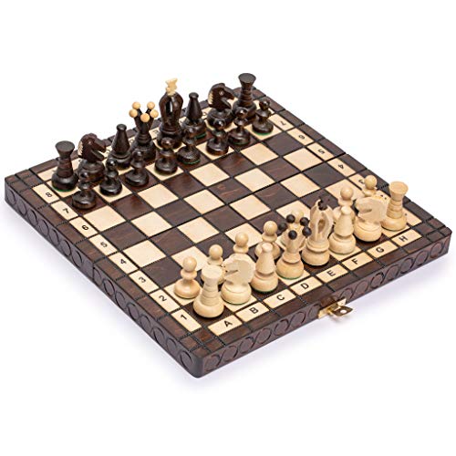 Husaria European International Chess Wooden Game Set, King's Classic - 18-Inch Large Size Chess Set - Folding Board with Felt Bottom Chessmen