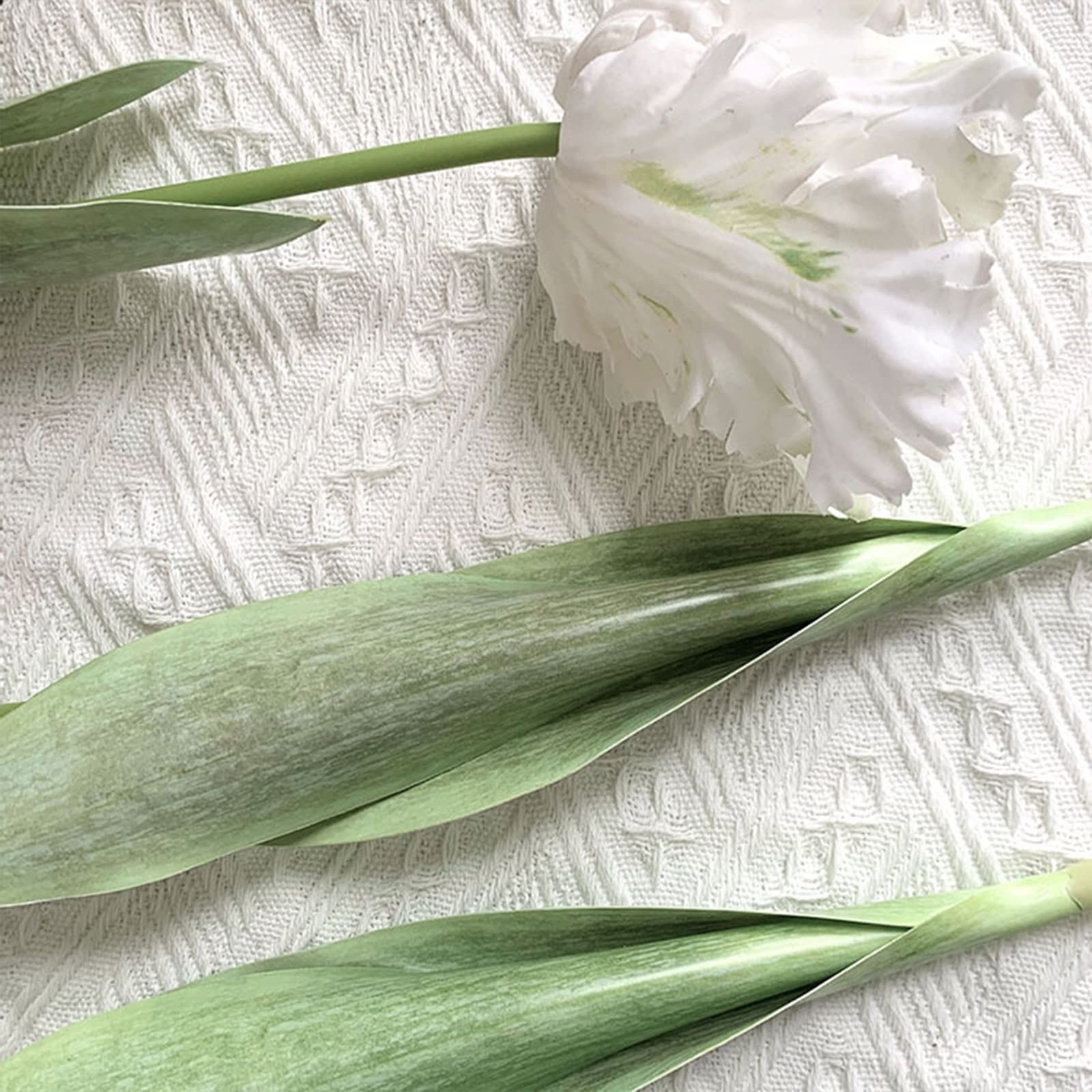 MISNODE 3PCS Artificial Parrot Tulip Flower Stems, White 27 Inch Parrot Tulip Bouquet, Single Head Silk Tulips Flower Branches for Wedding Bridal Bouquet Party Home Garden Decor