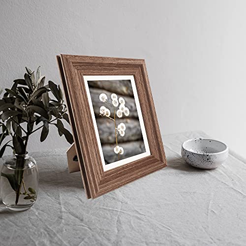 GraduationMall 5x7 Wood Picture Frames,Display Photos 4x6 with Mat or 5x7 Without Mat,Real Glass,Wall or Tabletop Display,Rustic Brown Set of 2