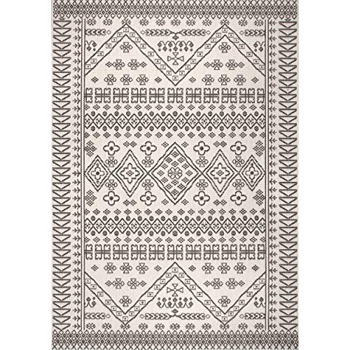 nuLOOM Kandace Tribal Indoor/Outdoor Area Rug, 5' 3" x 7' 6", Ivory