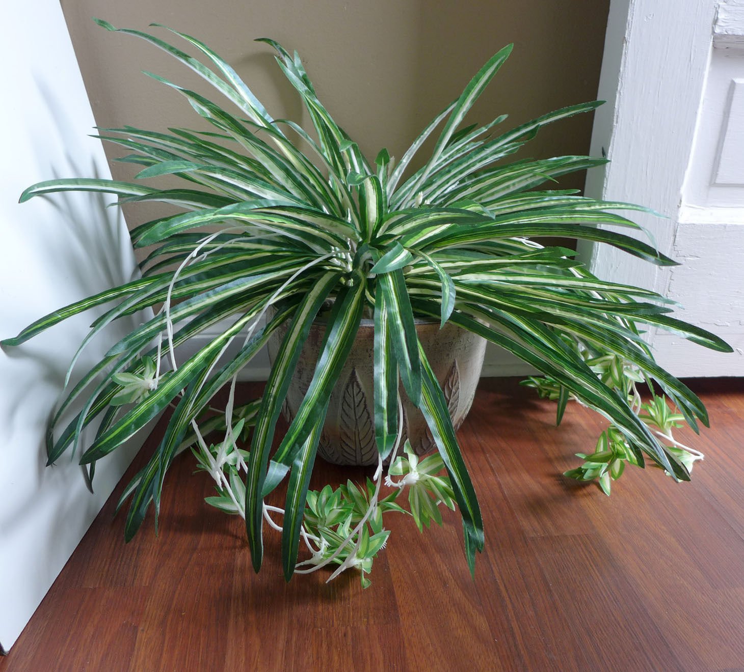CHSGJY 2 Chlorophytum Grass Vine Artificial Flower Bush Spider Hanging Home Garden Decor