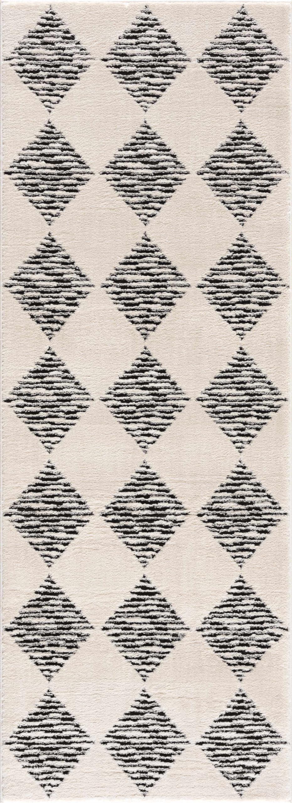 BoutiqueRugs Fauci Farmhouse Area Rug - Cream, Black White - 6'7" x 9'