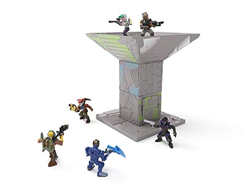 FORTNITE Battle Royale Collection: Port-A-Fort Playset & Infiltrator Figure
