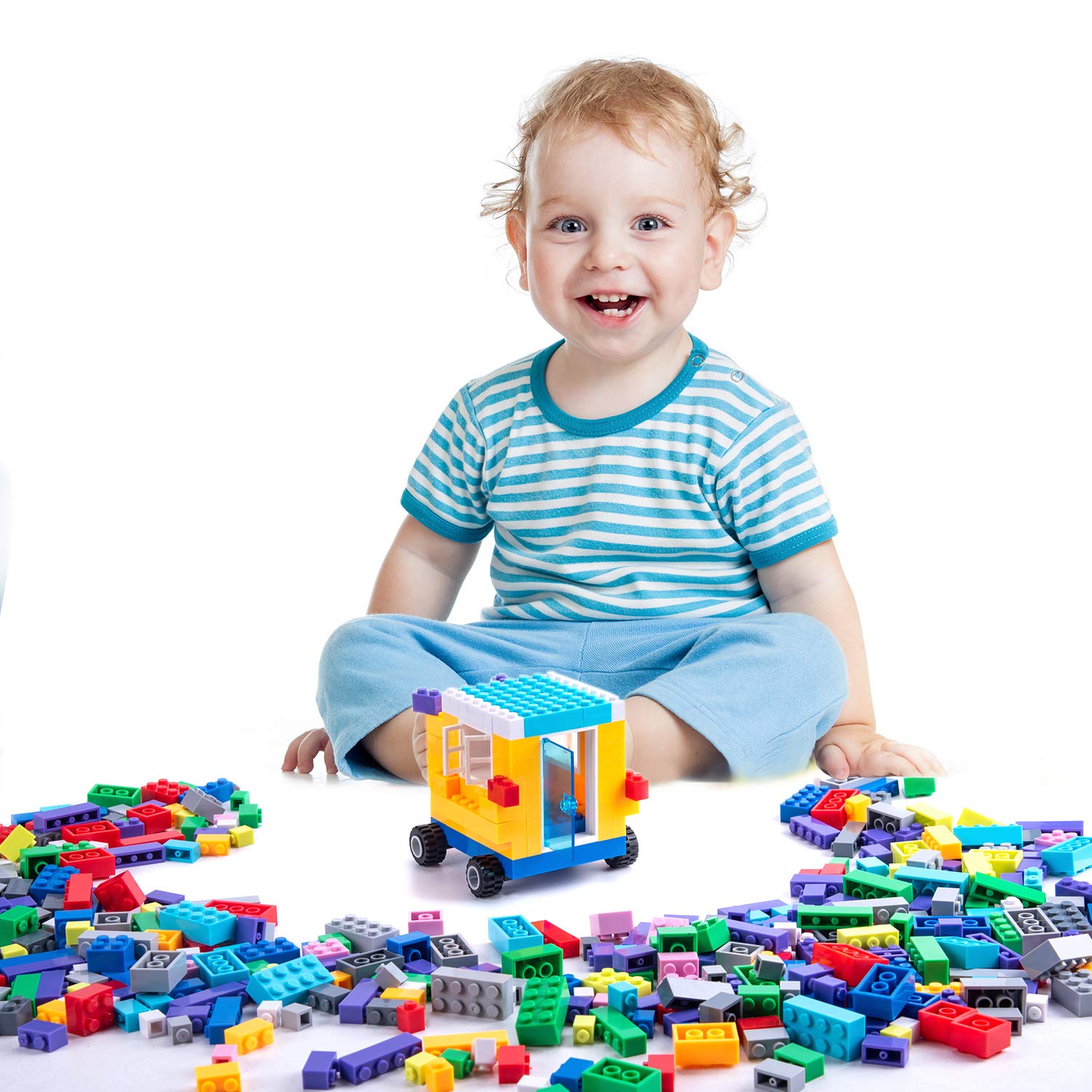 GARUNK Building Bricks 1000 Pieces, Classic Building Blocks for Kids Educational Toys with Wheel, Tire, Axle, Window, Doors Compatible with All Major Brands for Ages 3+ 4 5 6 7 8 Year Old Boys Girls