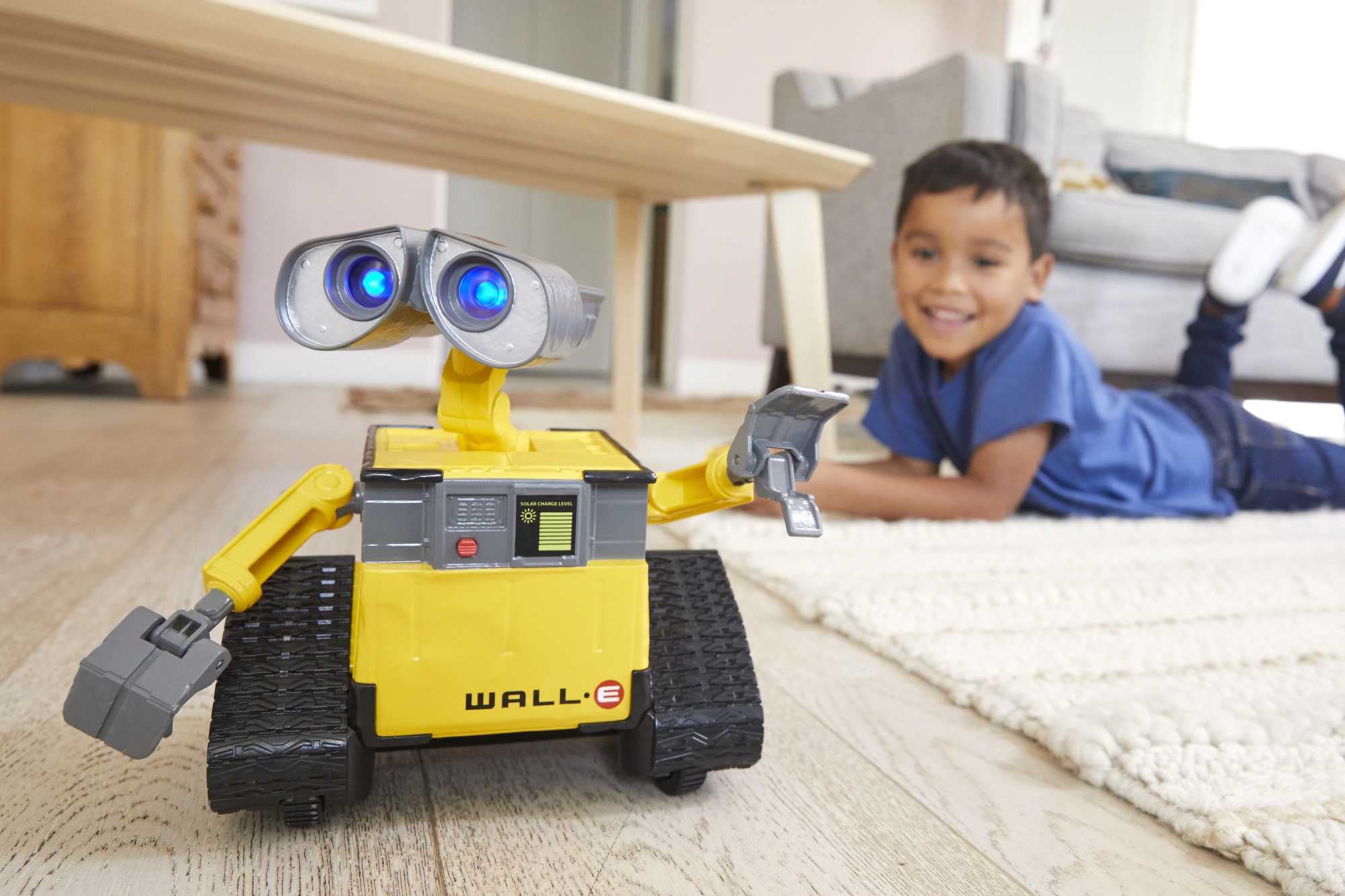 Disney and Pixar WALL-E Robot Toy, Remote Control Hello WALL-E Robot Figure, Gifts for Kids (Amazon Exclusive)