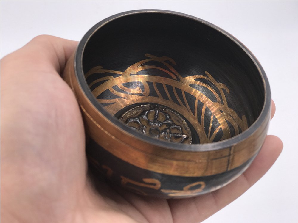 Contineo 3.15 inch Tibetan Singing Bowl with Striker,Meditation Bowl for Healing,Yoga,Relaxation,Mindfulness