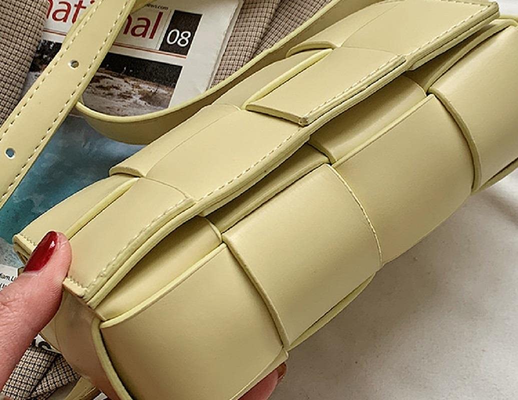 Leiona Women's Woven Shoulder Bag Fashion Messenger Bag Small Square Bag Solid Color Shoulder Bag