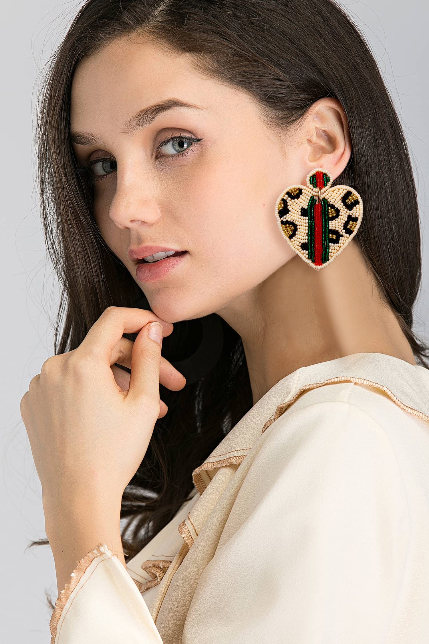 Beaded Dangle Earrings for Women Leopard Pattern Bead Heart Earrings Boho Statement Drop Earring Studs for Holiday Birthday Valentineās Day Gifts