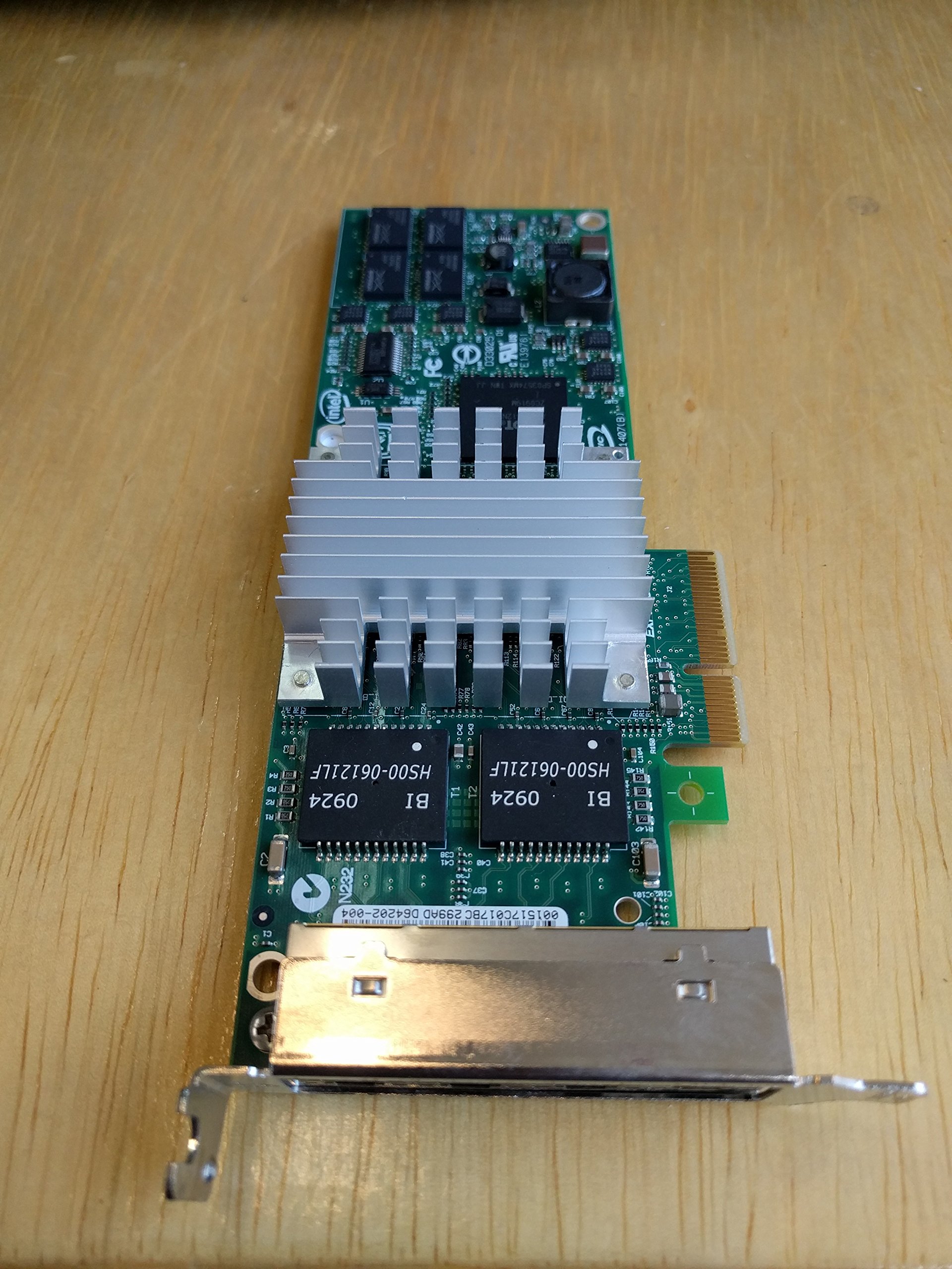Intel PRO/1000 PT Quad Port LP Server Adapter - PCI Express x4-10/100/1000Base-T - Low-Profile - Retail