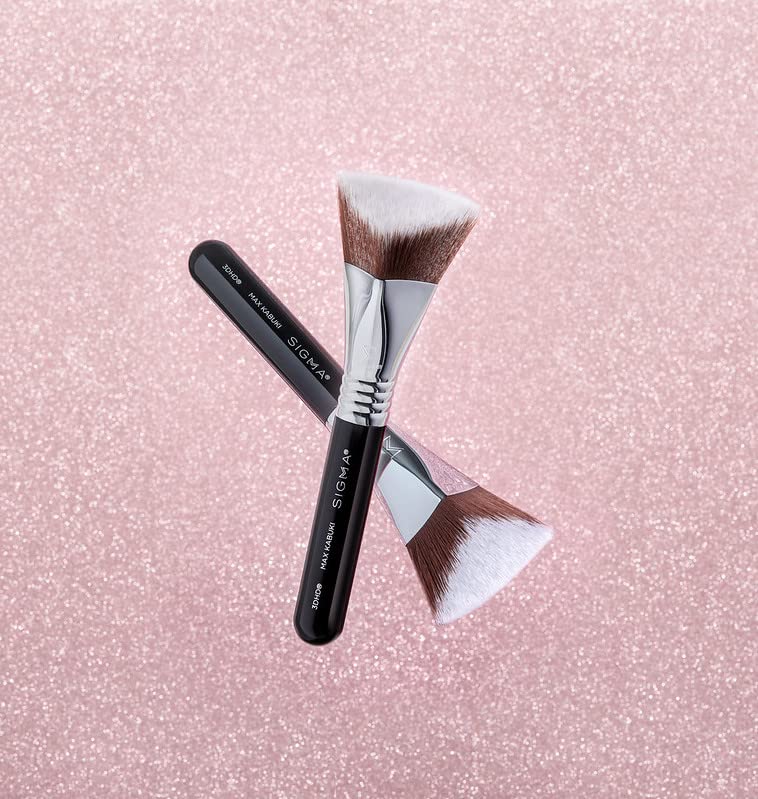 Sigma Beauty Professional 3DHD Max Kabuki Brush - Extra Large Angled Kabuki Makeup Brush with 3 Sides - Foundation Brush & Professional Grade Makeup Brush to Blend Liquid & Cream Products