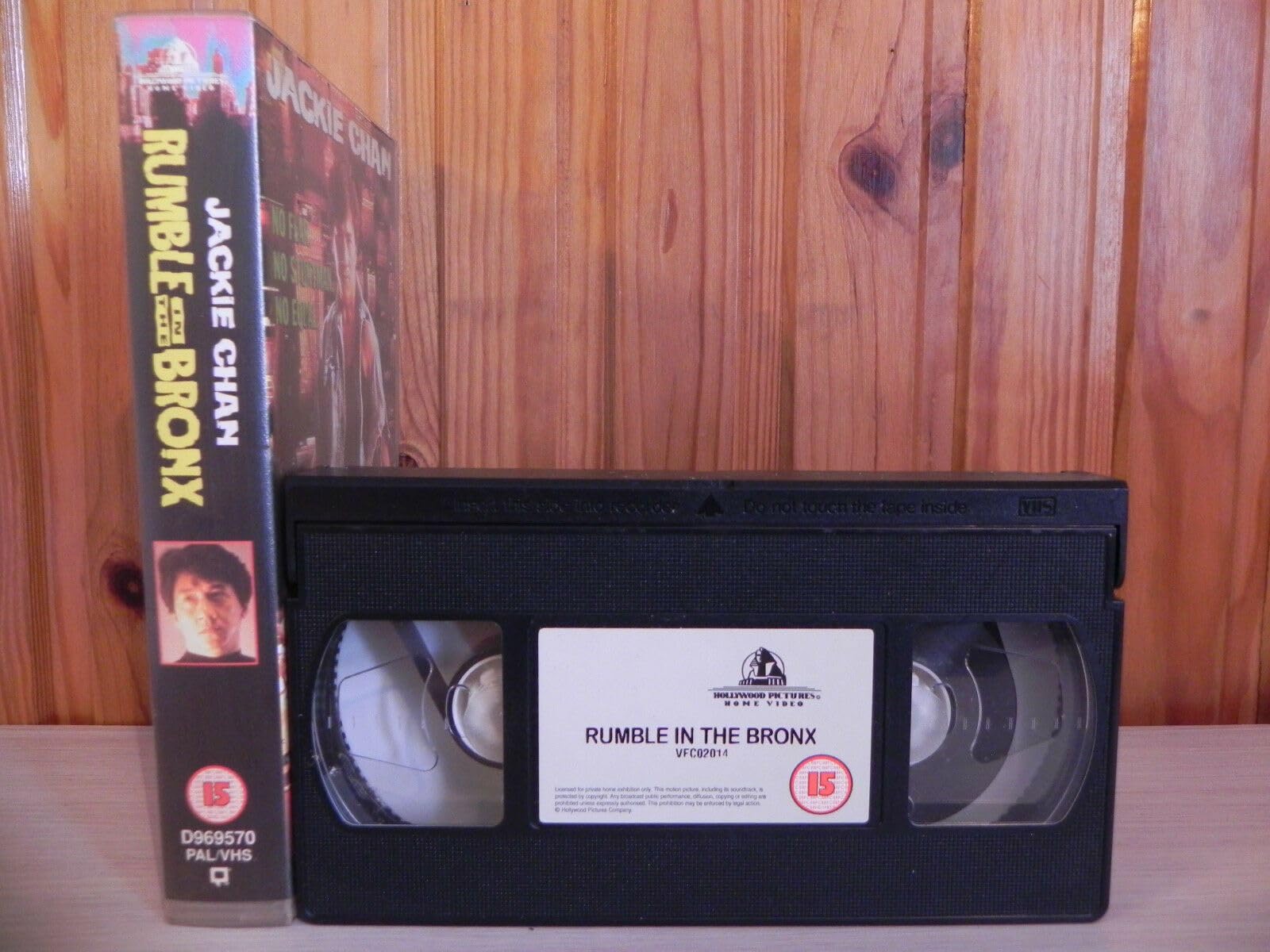 Rumble in the Bronx [VHS]