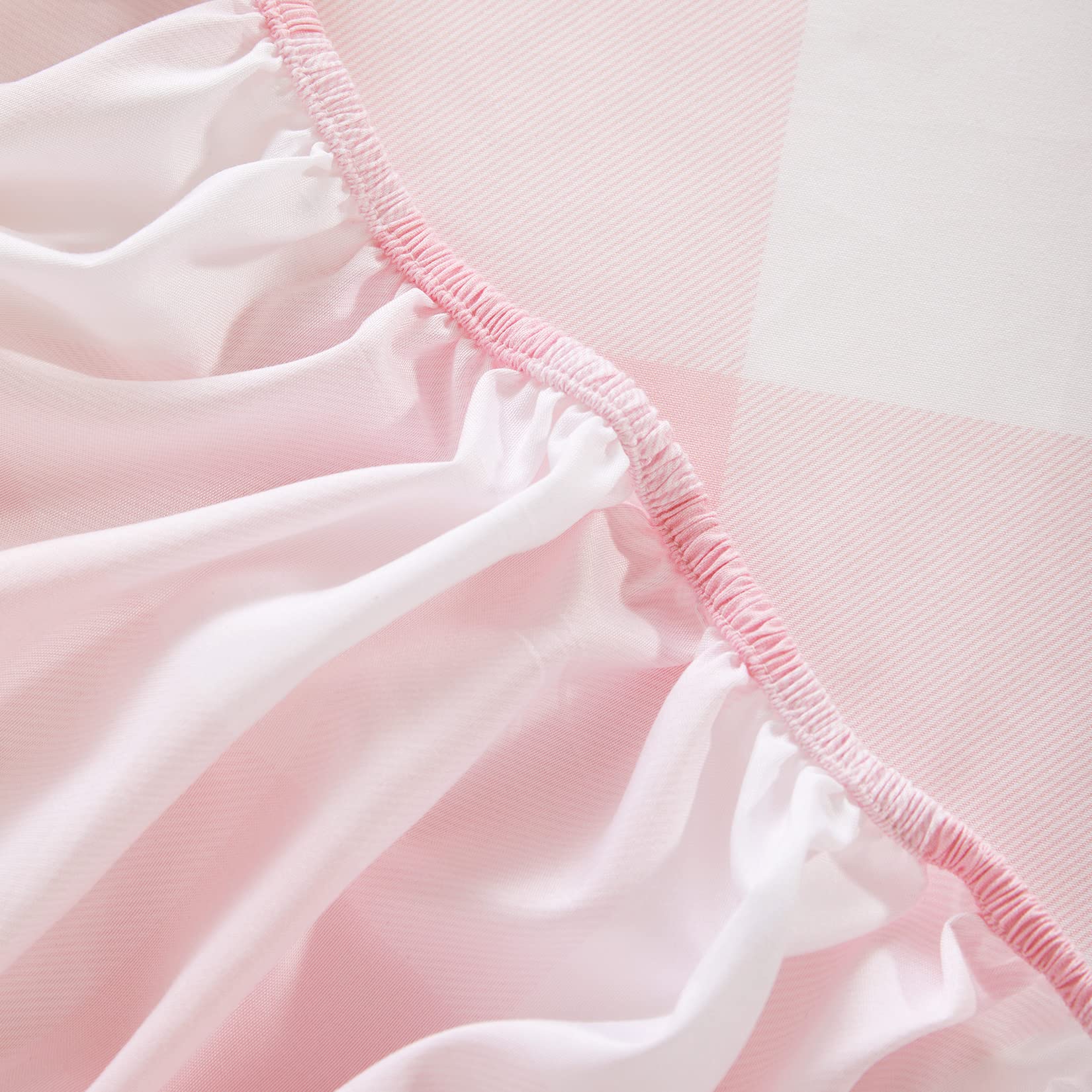 Wake In Cloud - Gingham Bed Sheets, 4-Piece Sheet Set, Cute Plaid Buffalo Check Checker Geometric Aesthetic Bedding, Deep Pocket, Pink, Twin Size