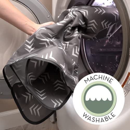 S&T INC. Splat Mat for Under High Chair, Water Resistant Floor Mat, 42 Inches by 42 Inches, Grey Scatter
