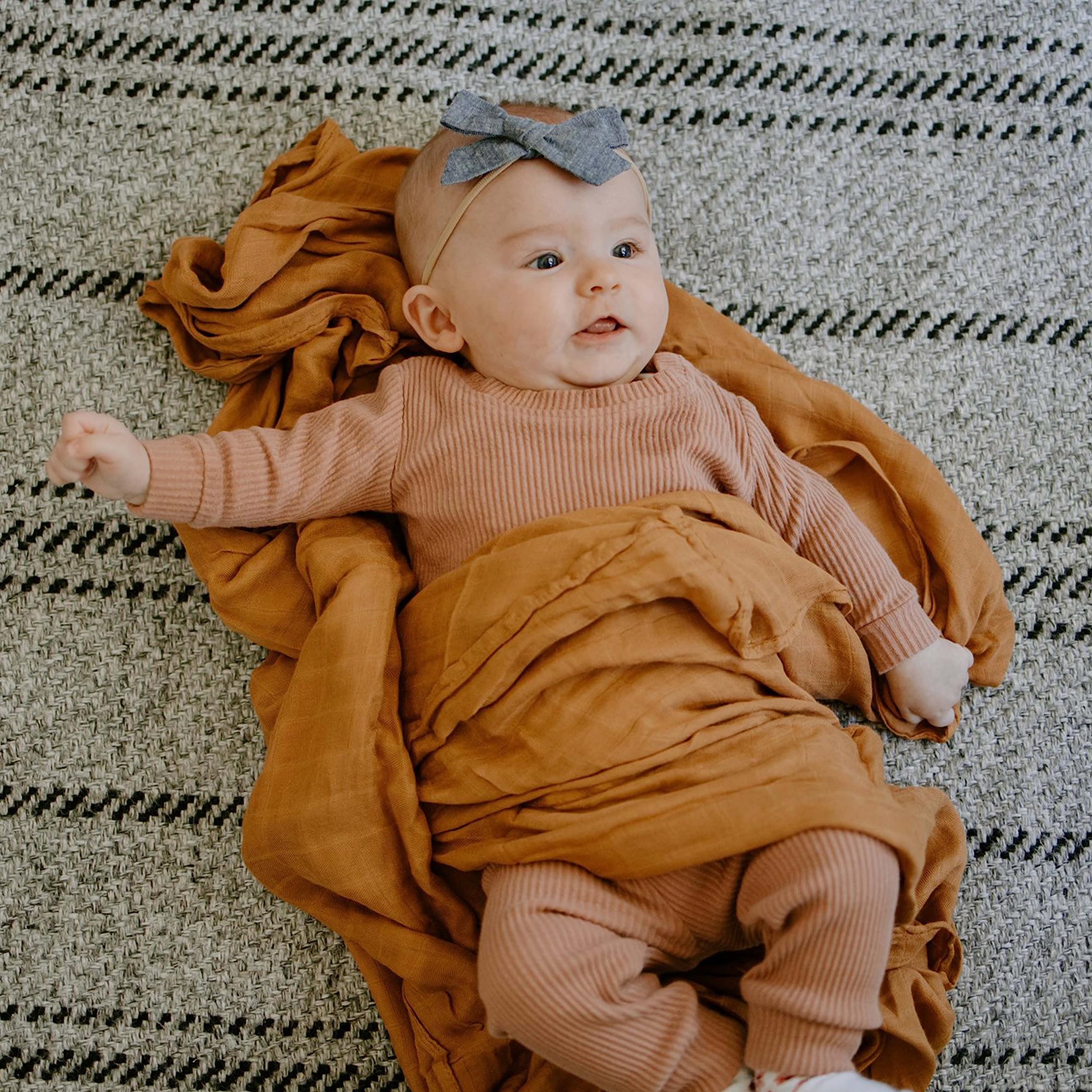 Little Unicorn β Caramel Deluxe Swaddle Set | Set of 2 | 100% Rayon Muslin from Bamboo | Super Soft | Newborns and Infants | Large 47β x 47β | Machine Washable